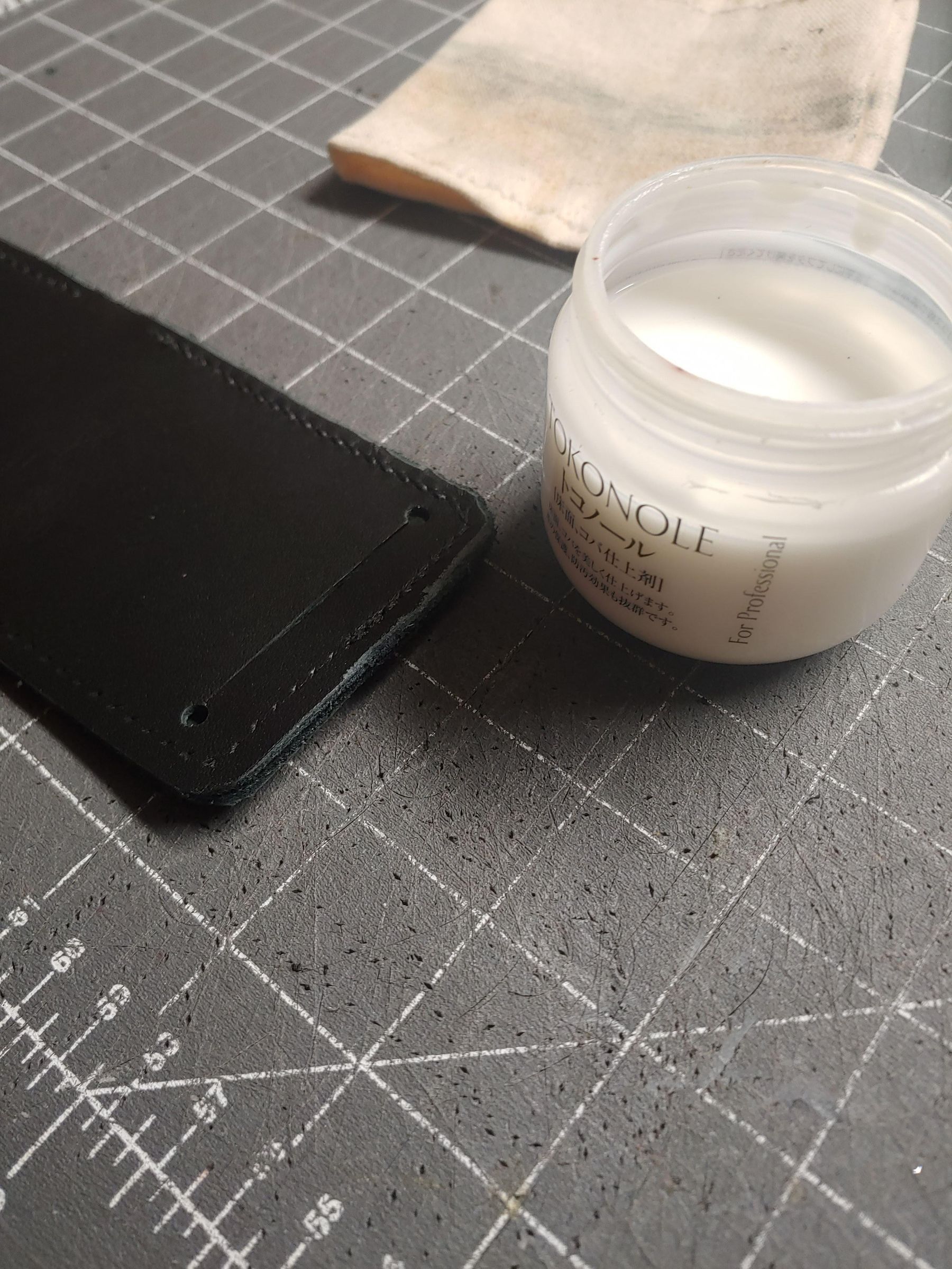 How to Make a Minimalist Wallet With a Pattern : 7 Steps (with Pictures ...