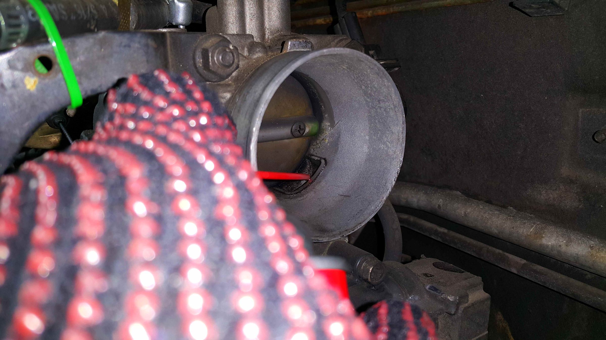 Lubing an Idle Air Control Valve. - Instructables