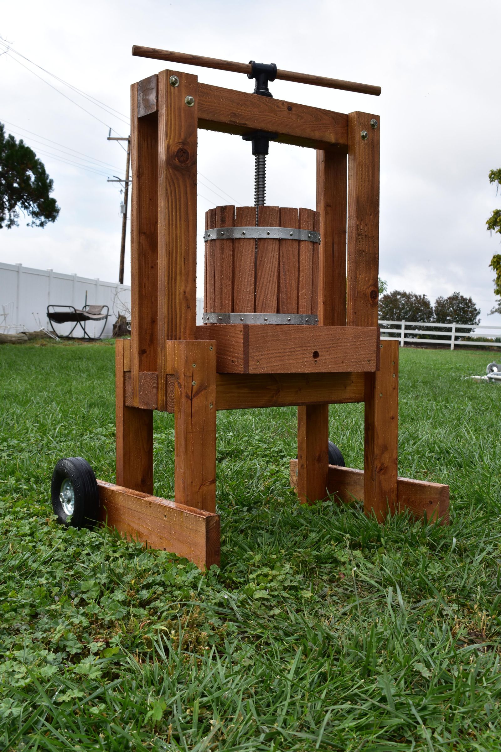 Build a Beautiful Apple Cider Press : 4 Steps - Instructables