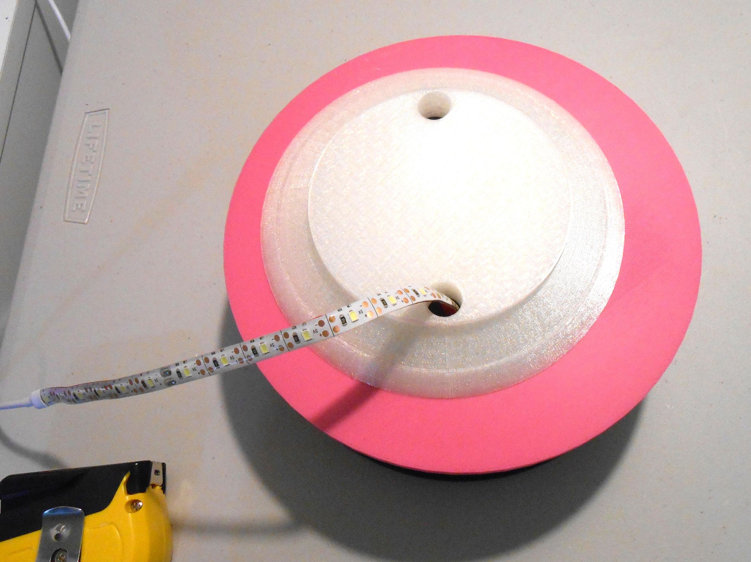 Hinge Shade Empty Filament Spool Lamp : 5 Steps (with Pictures ...