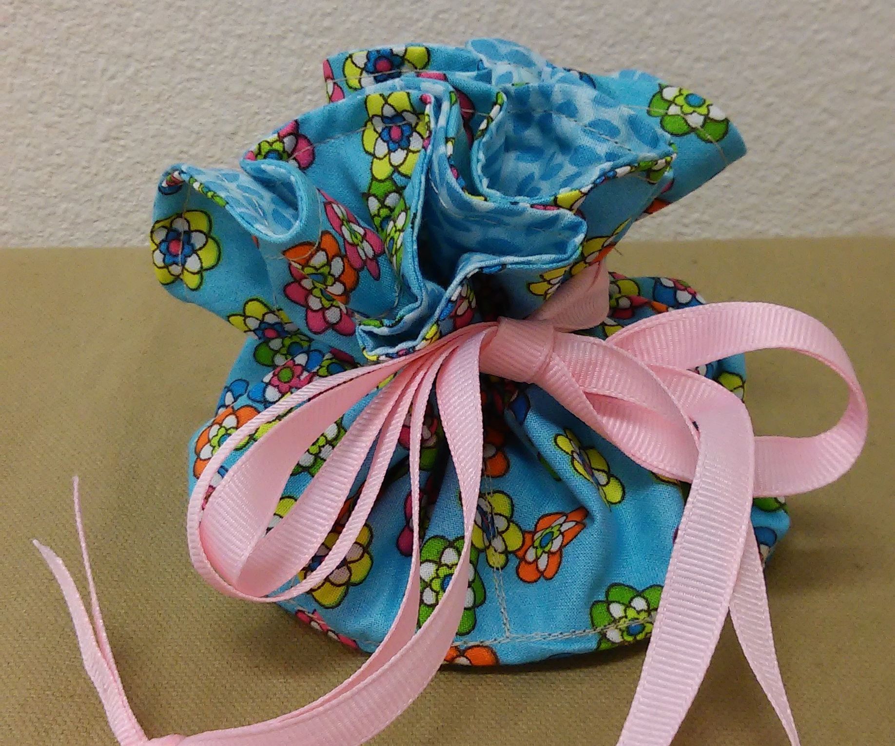 Jewelry Pouch : 10 Steps (with Pictures) - Instructables