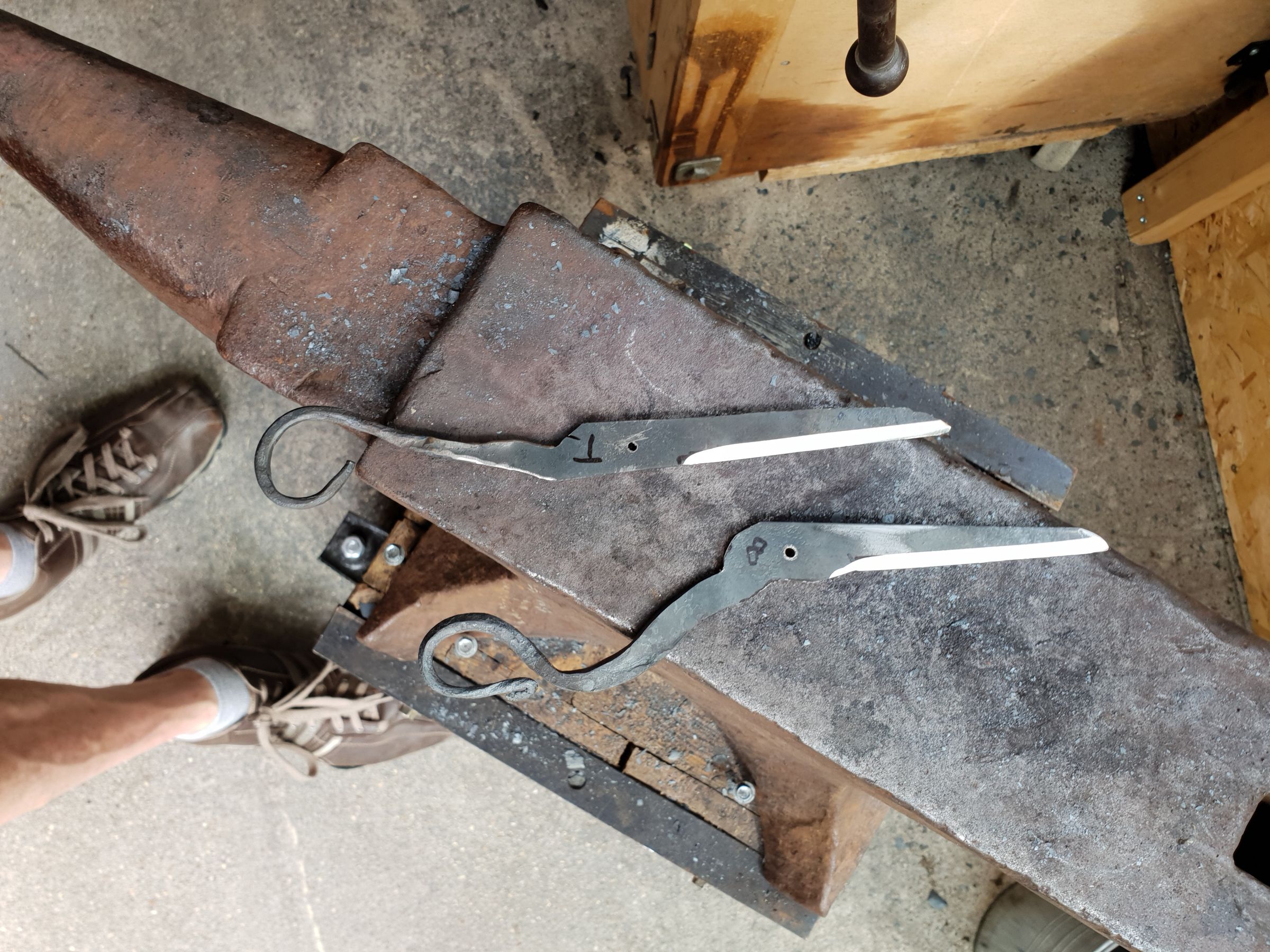 How to Make a Pair of Scissors : 15 Steps (with Pictures) - Instructables