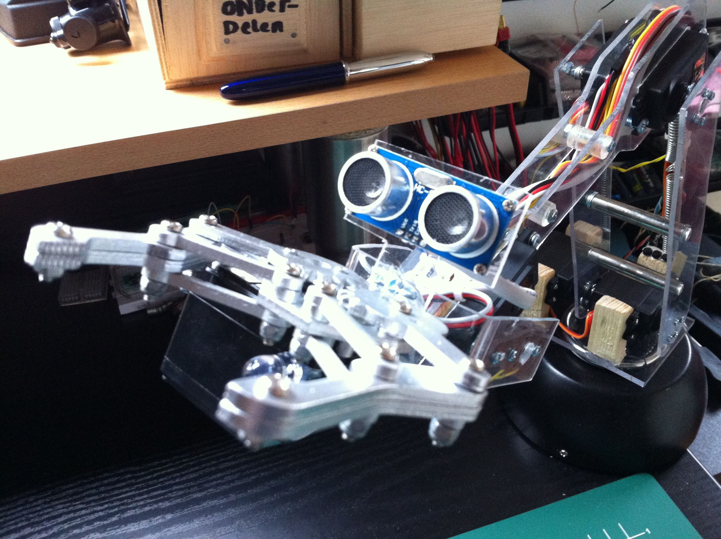 How to Build a Robotic Arm : 9 Steps - Instructables