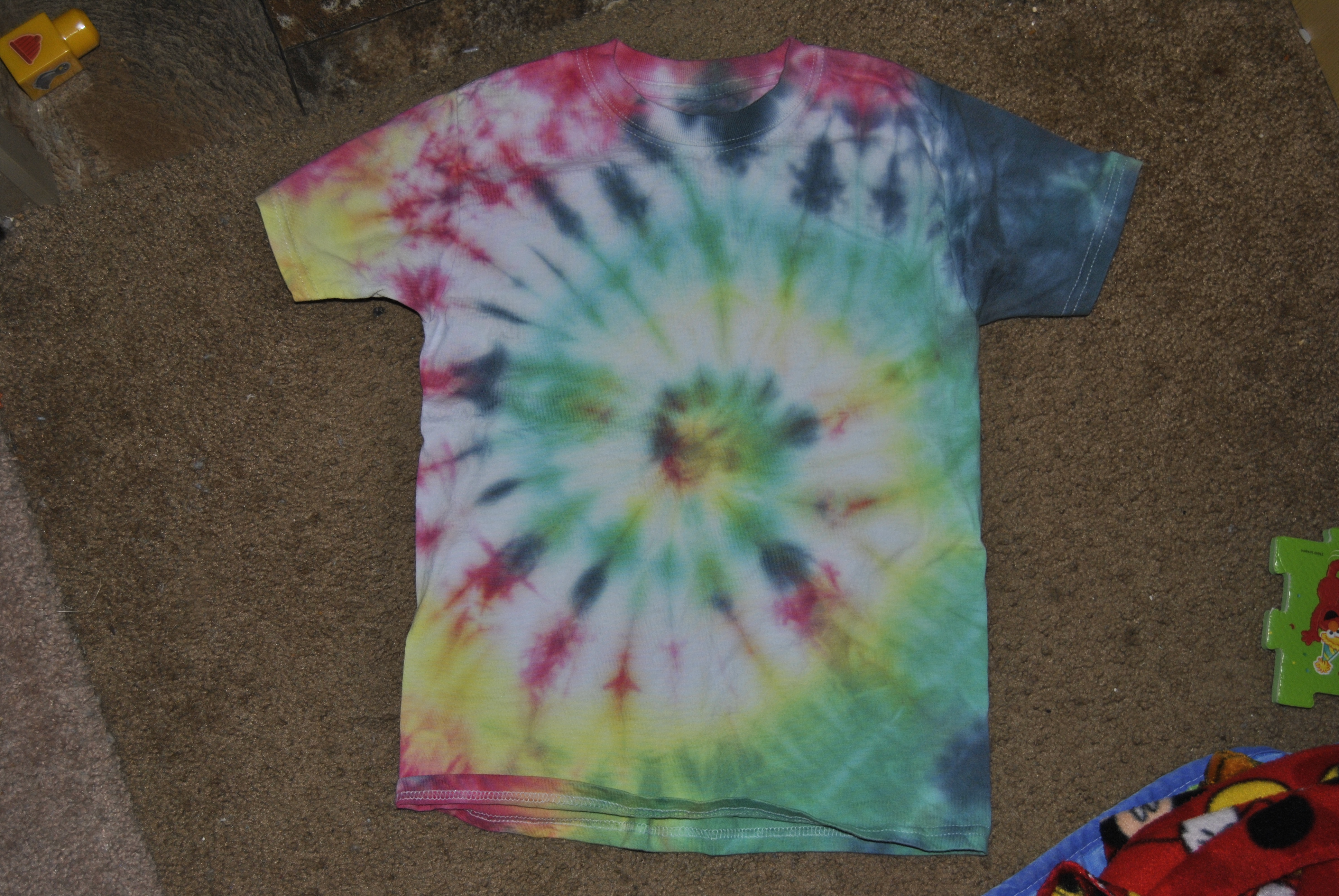 Beginners Guide to Tye Dyeing : 6 Steps (with Pictures) - Instructables
