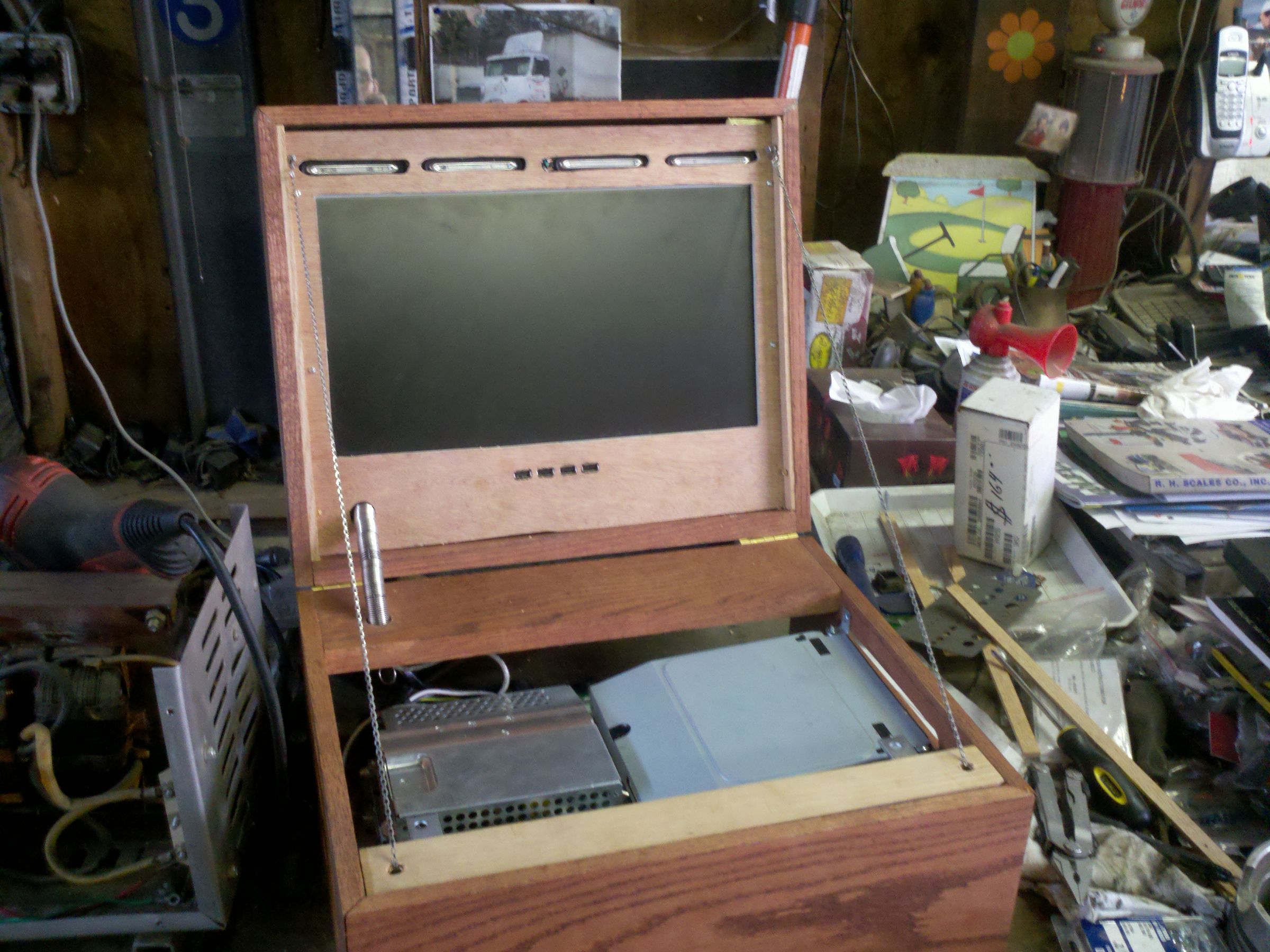 Portable Playstation 3 Case : 3 Steps - Instructables