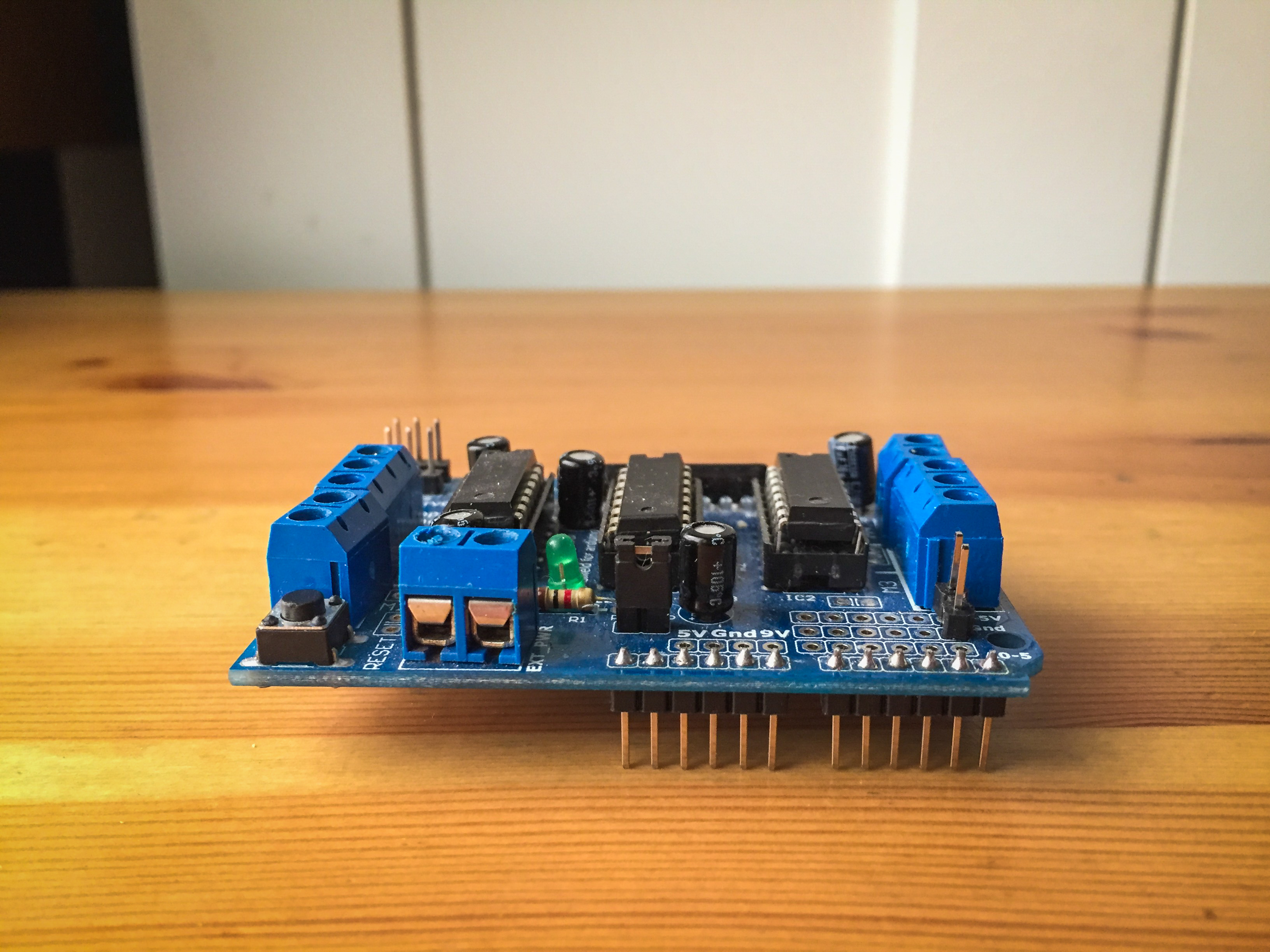 Obstacle Avoiding Robot Using Ultrasonic Sensor : 8 Steps (with ...