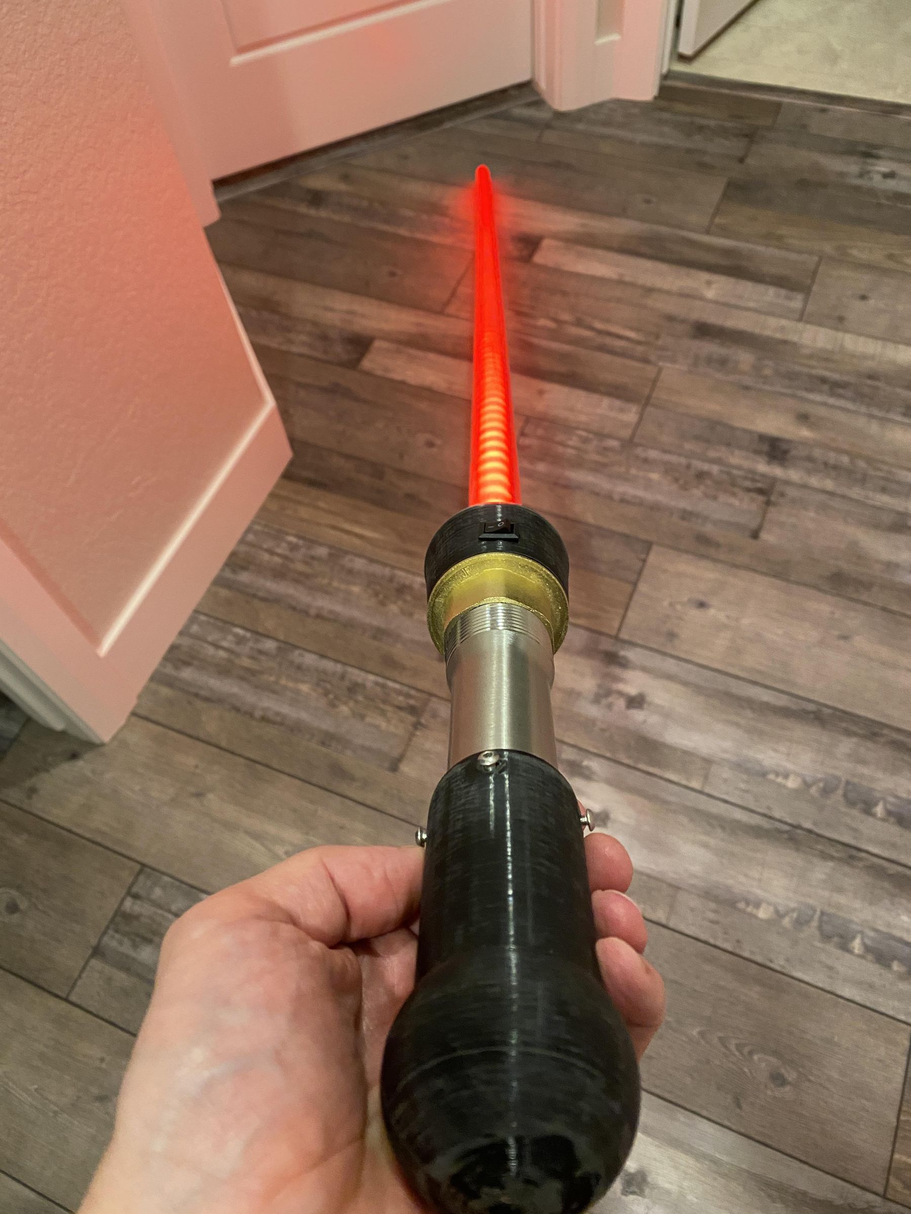 Super Long (7') Lightsaber : 9 Steps (with Pictures) - Instructables