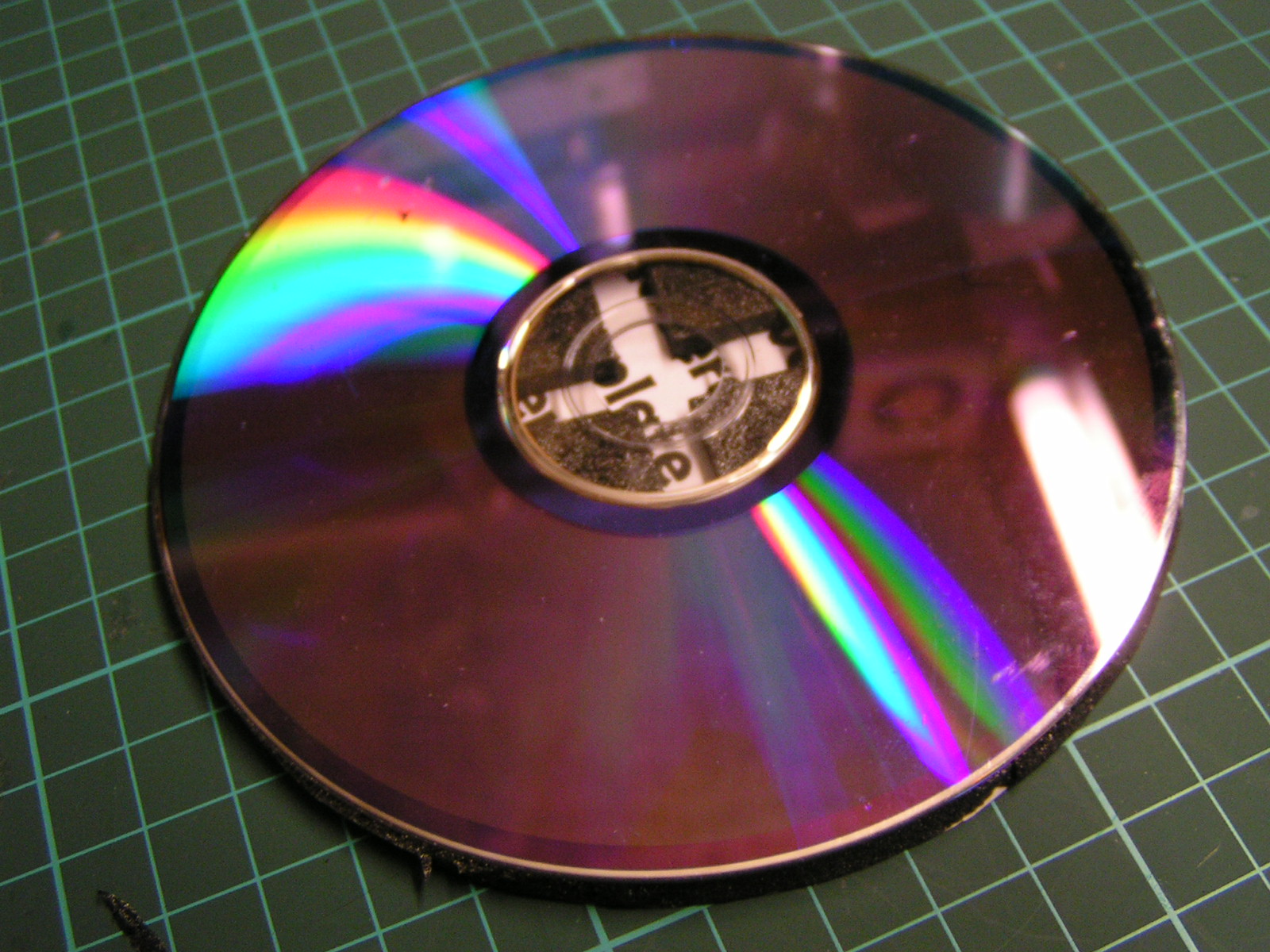 Launch It: the Improved CD Hovercraft. : 6 Steps - Instructables