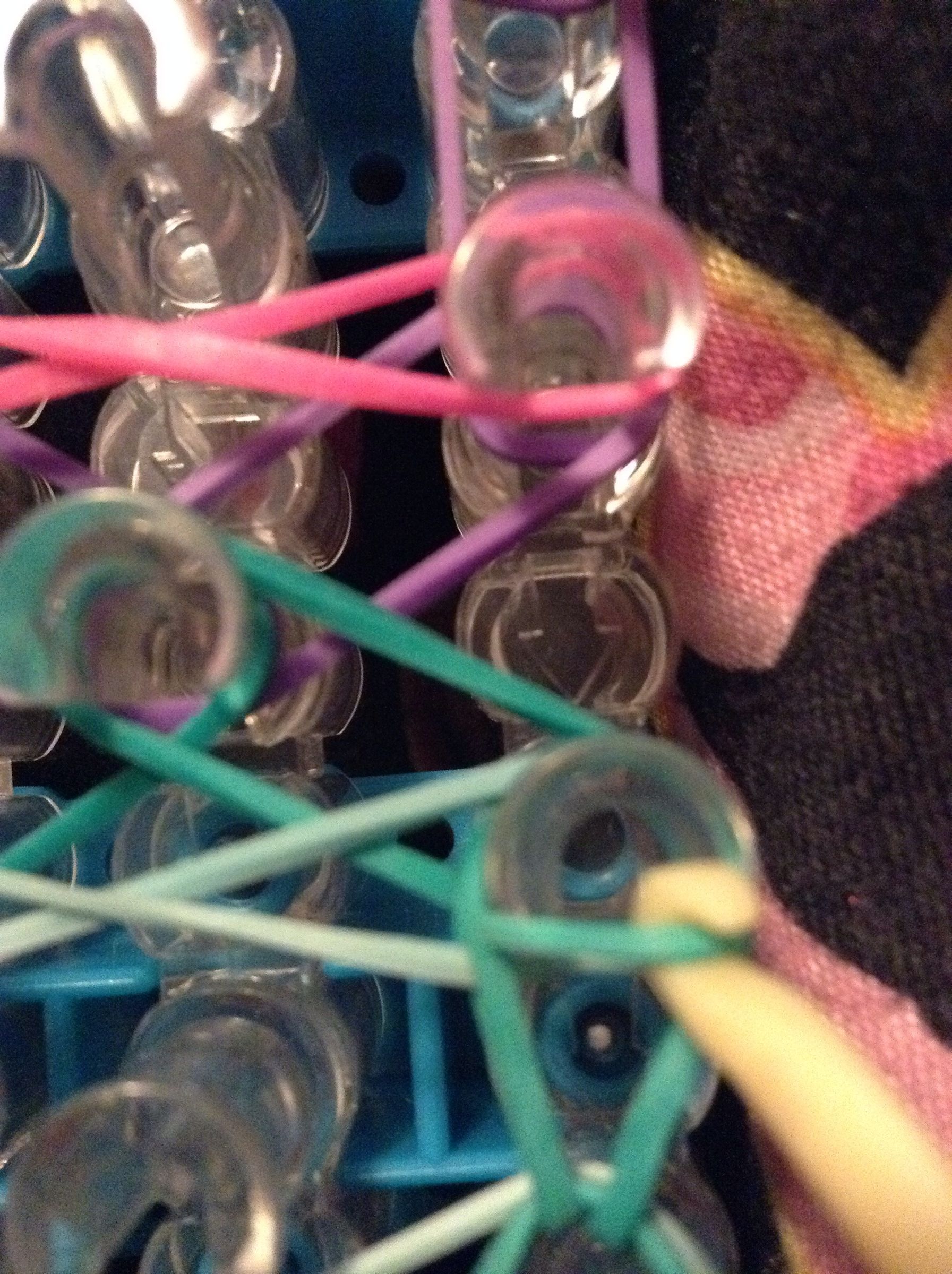 Rainbow Loom Butterfly : 27 Steps - Instructables