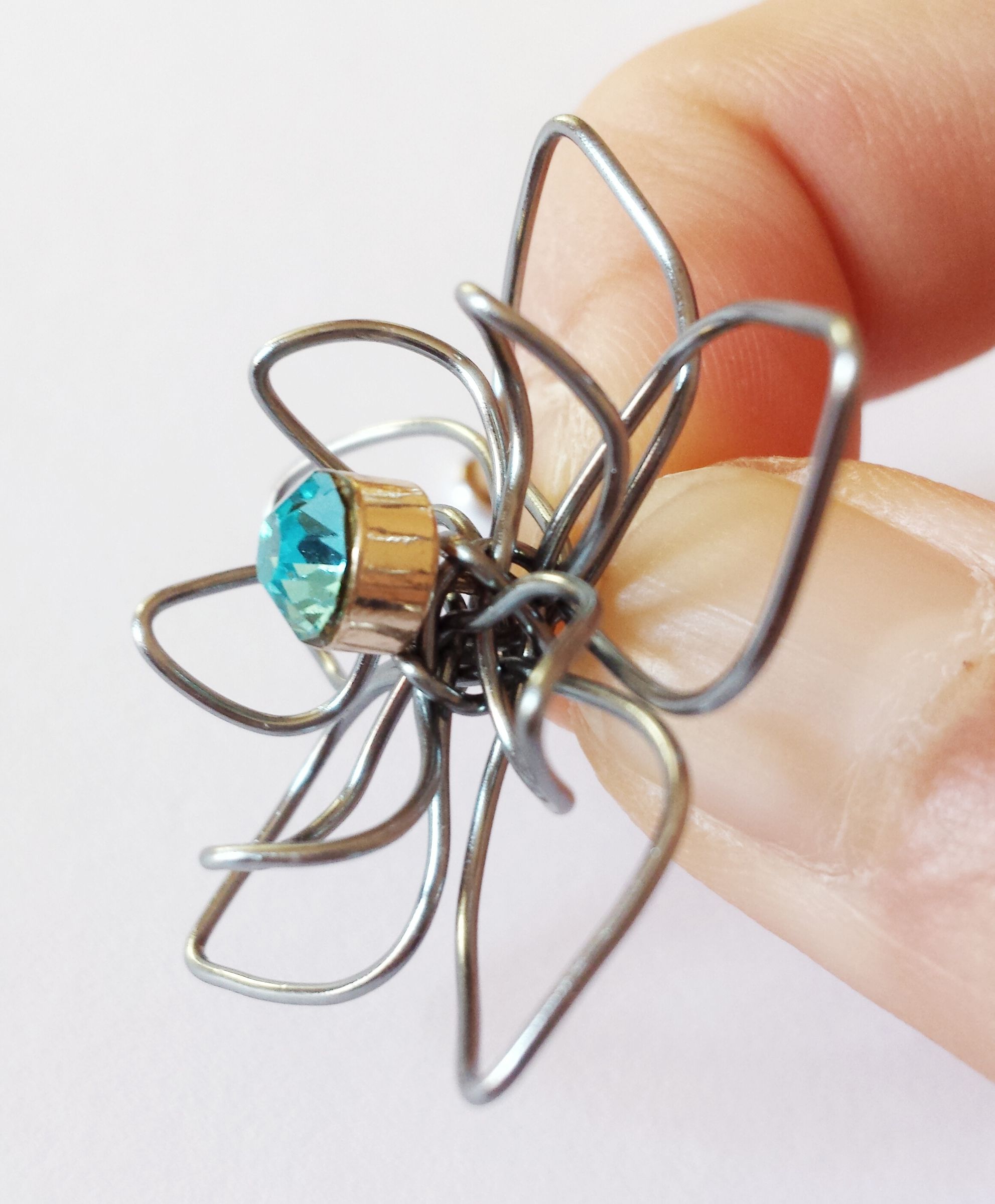 Wire Flower Necklace : 10 Steps (with Pictures) - Instructables