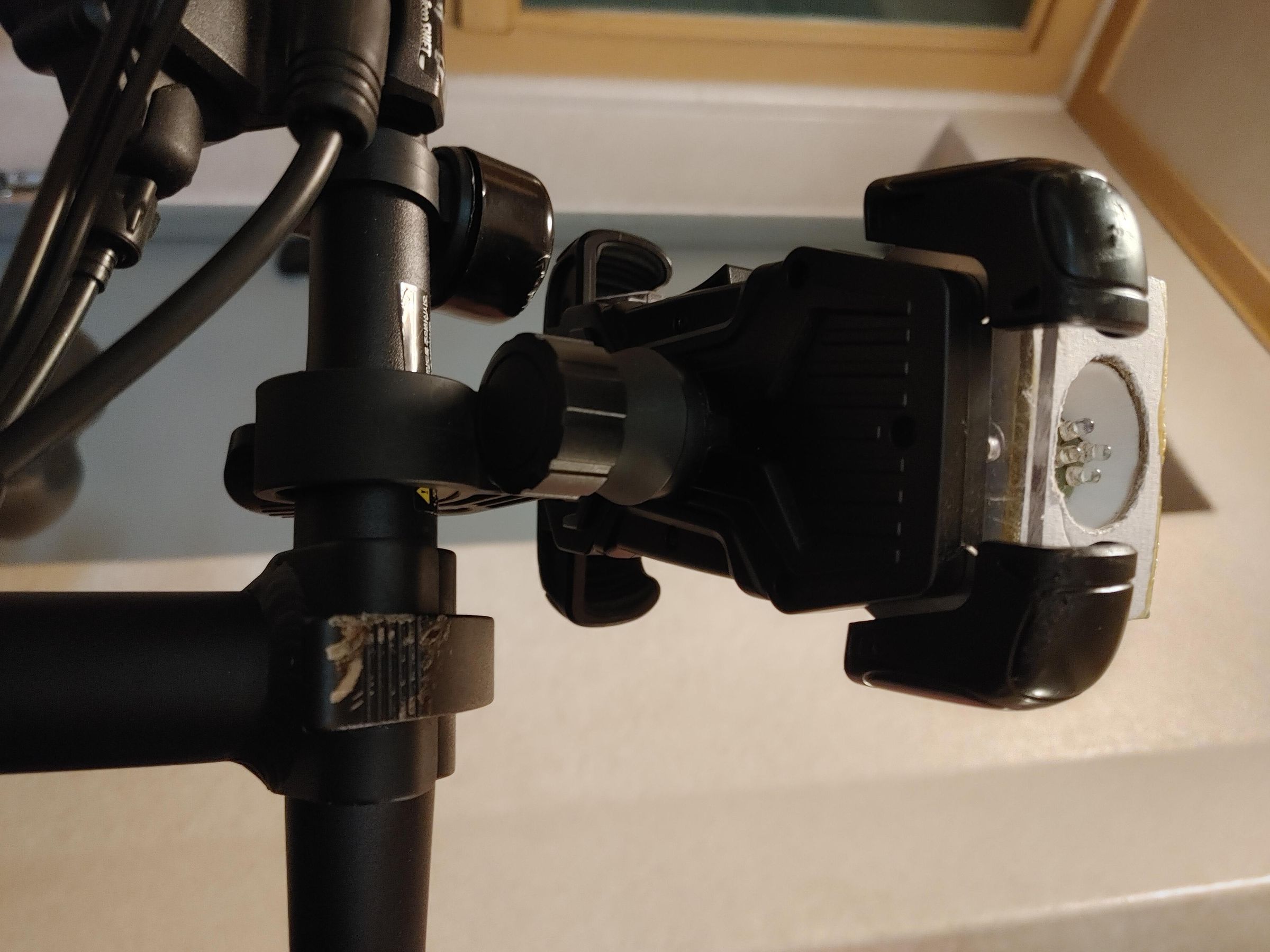 Bicycle Headlight With Joule Thief LED Circuit : 5 Steps - Instructables