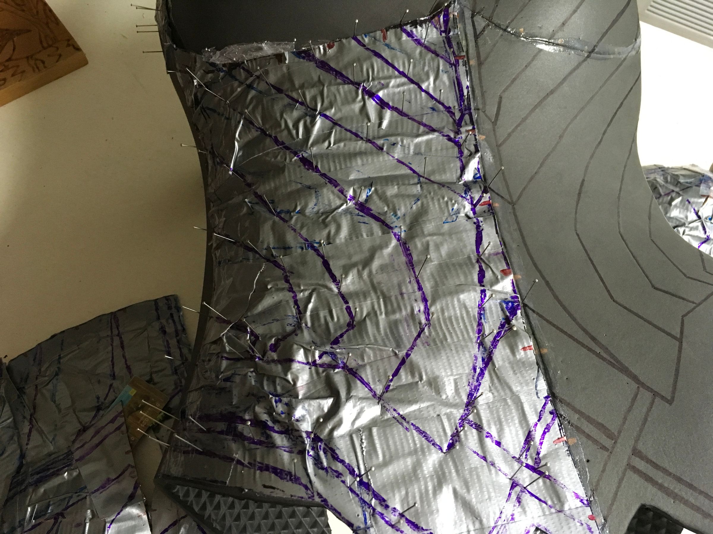 Wonder Woman Cosplay: Body Armour and Gladiator Skirt : 11 Steps (with ...