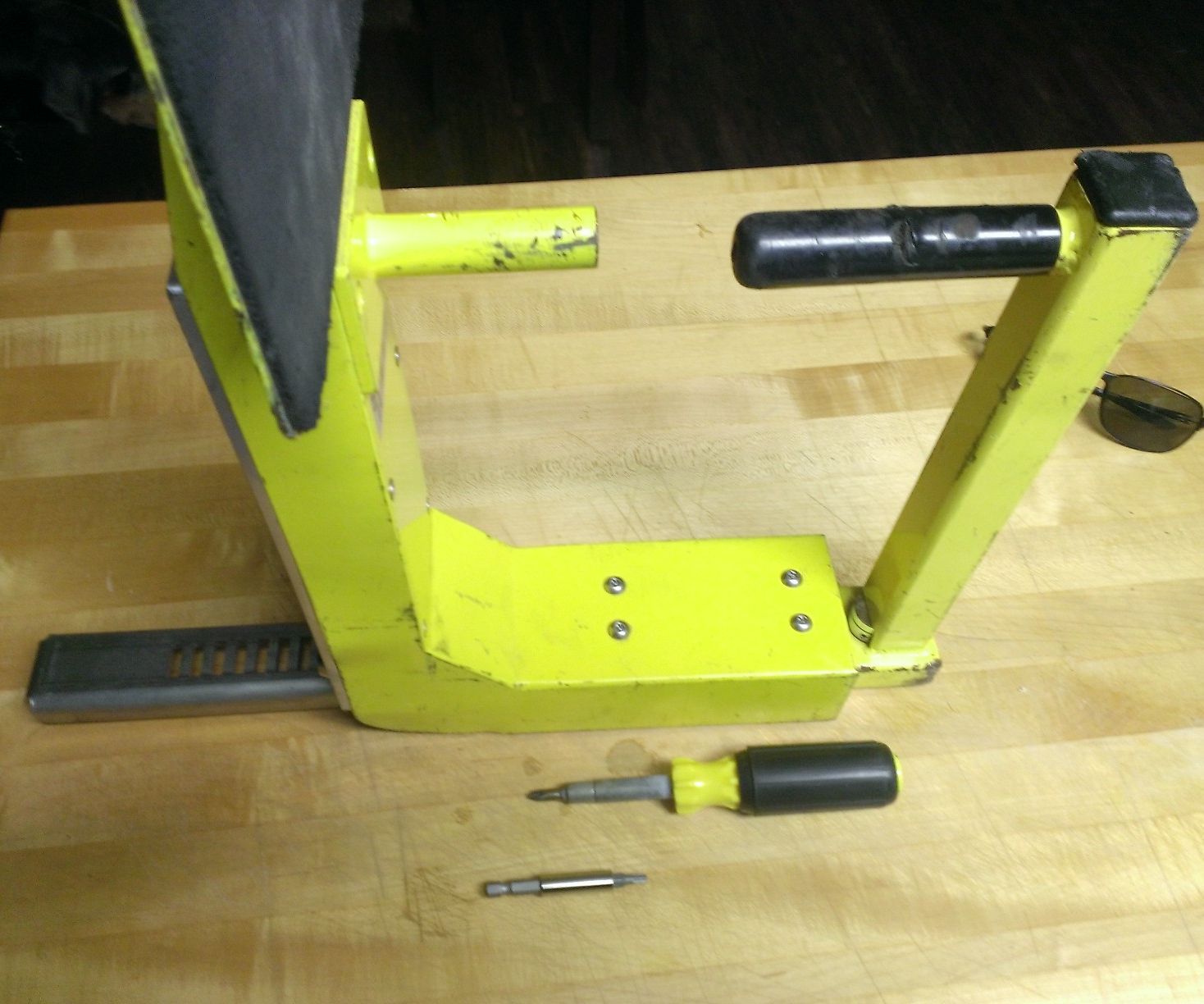 Booted! a Guide to the Inevitable Car Boot... : 4 Steps - Instructables