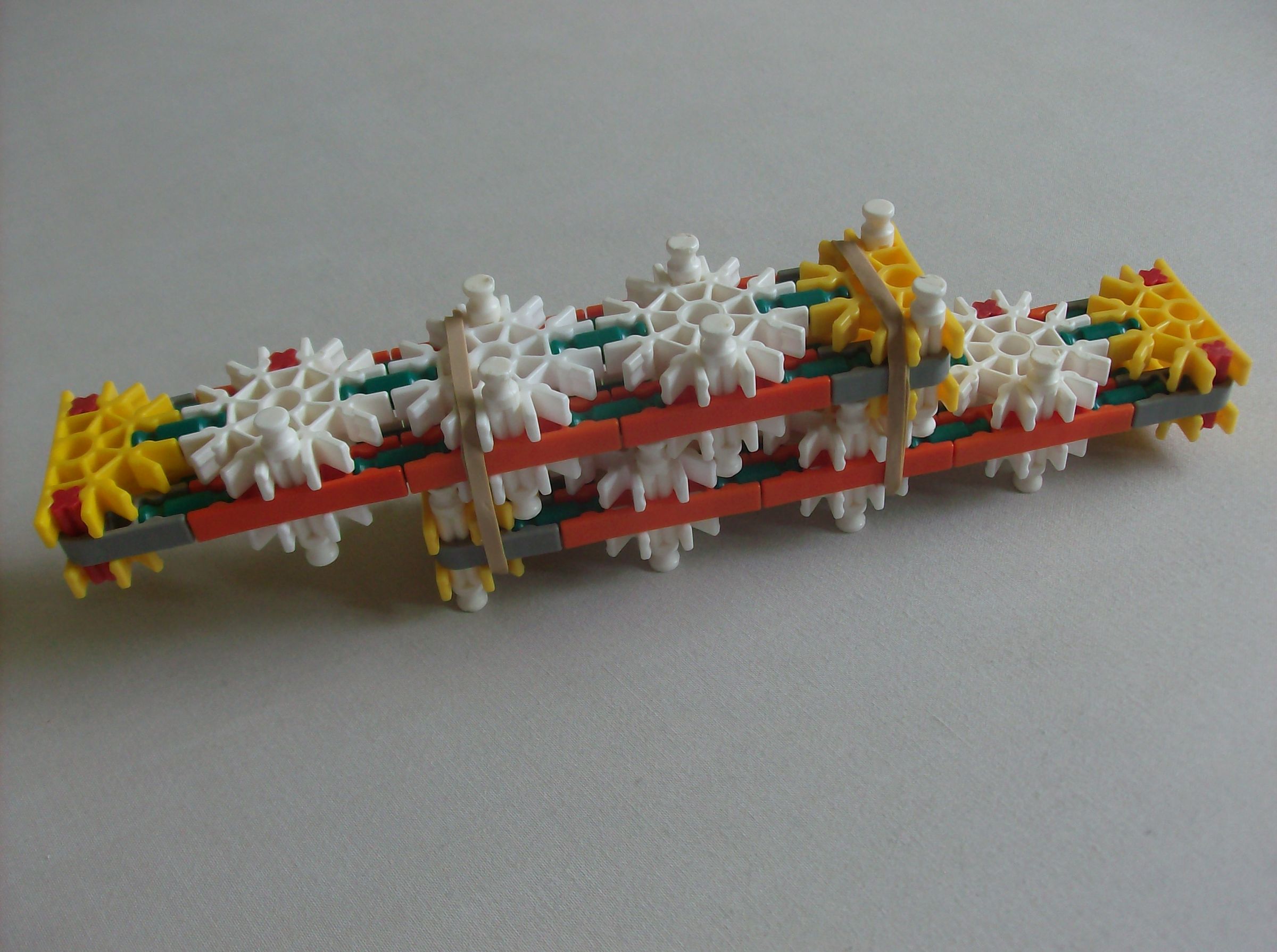 K'nex - MP5K Instructions : 7 Steps - Instructables