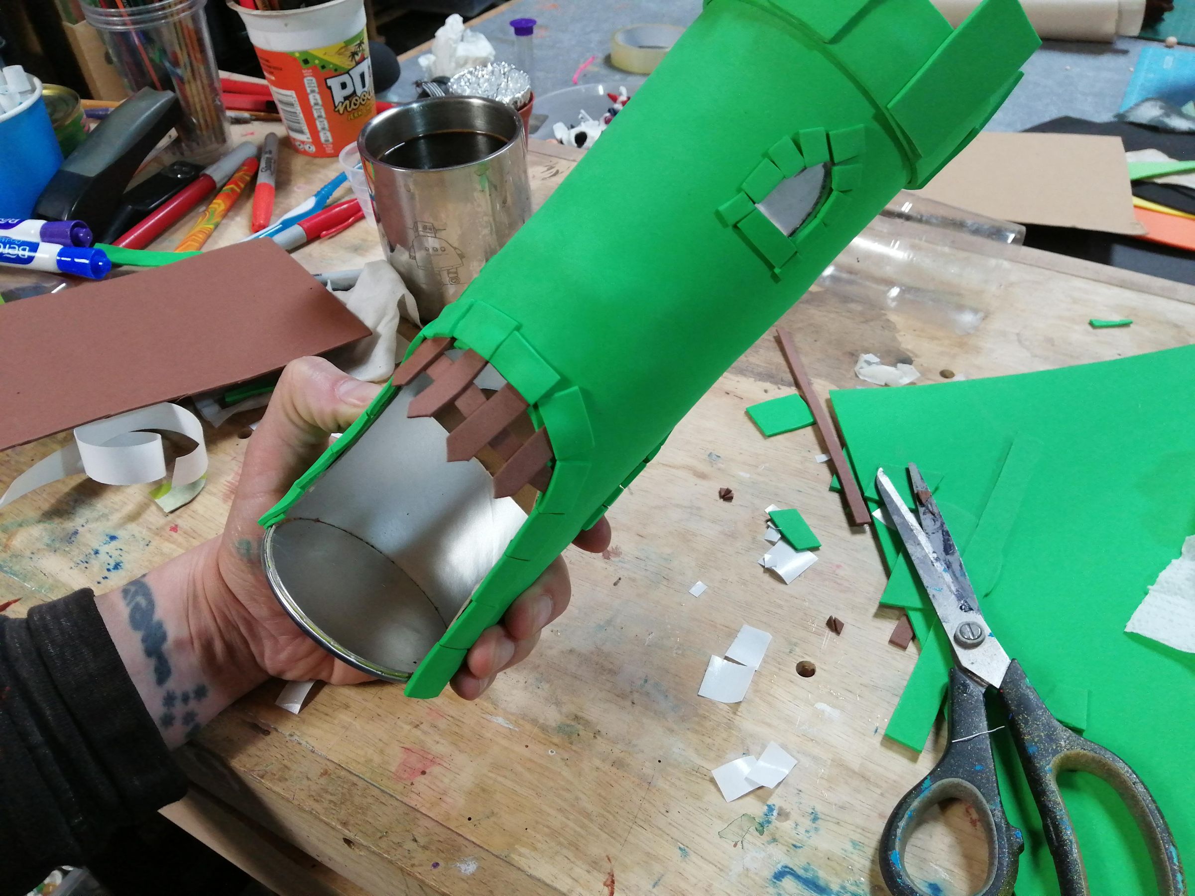 Pringles Tube Dice Tower : 9 Steps (with Pictures) - Instructables