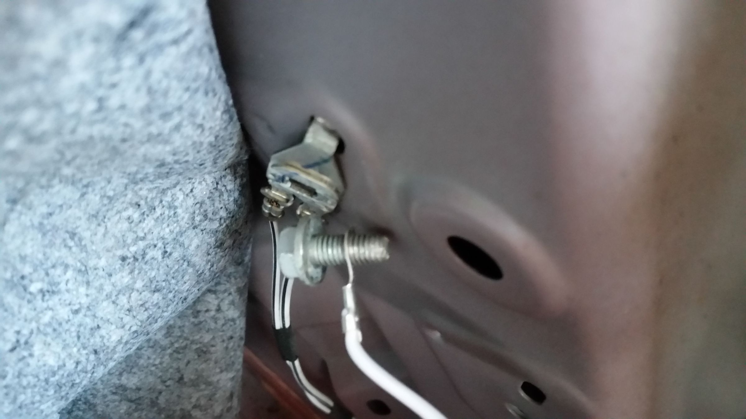 Easily Tap Trailer Lights Into Your Tail Lights : 6 Steps - Instructables