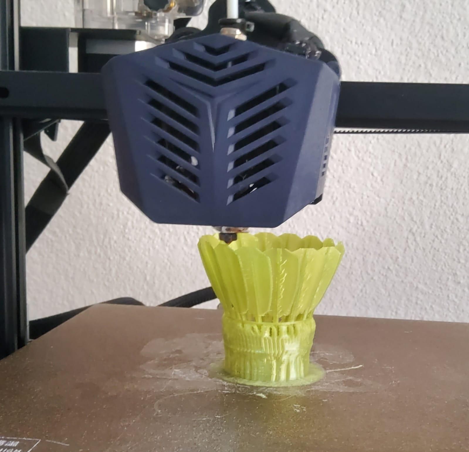 Cool Badminton Shuttle -- Shuttlecock : 3 Steps - Instructables