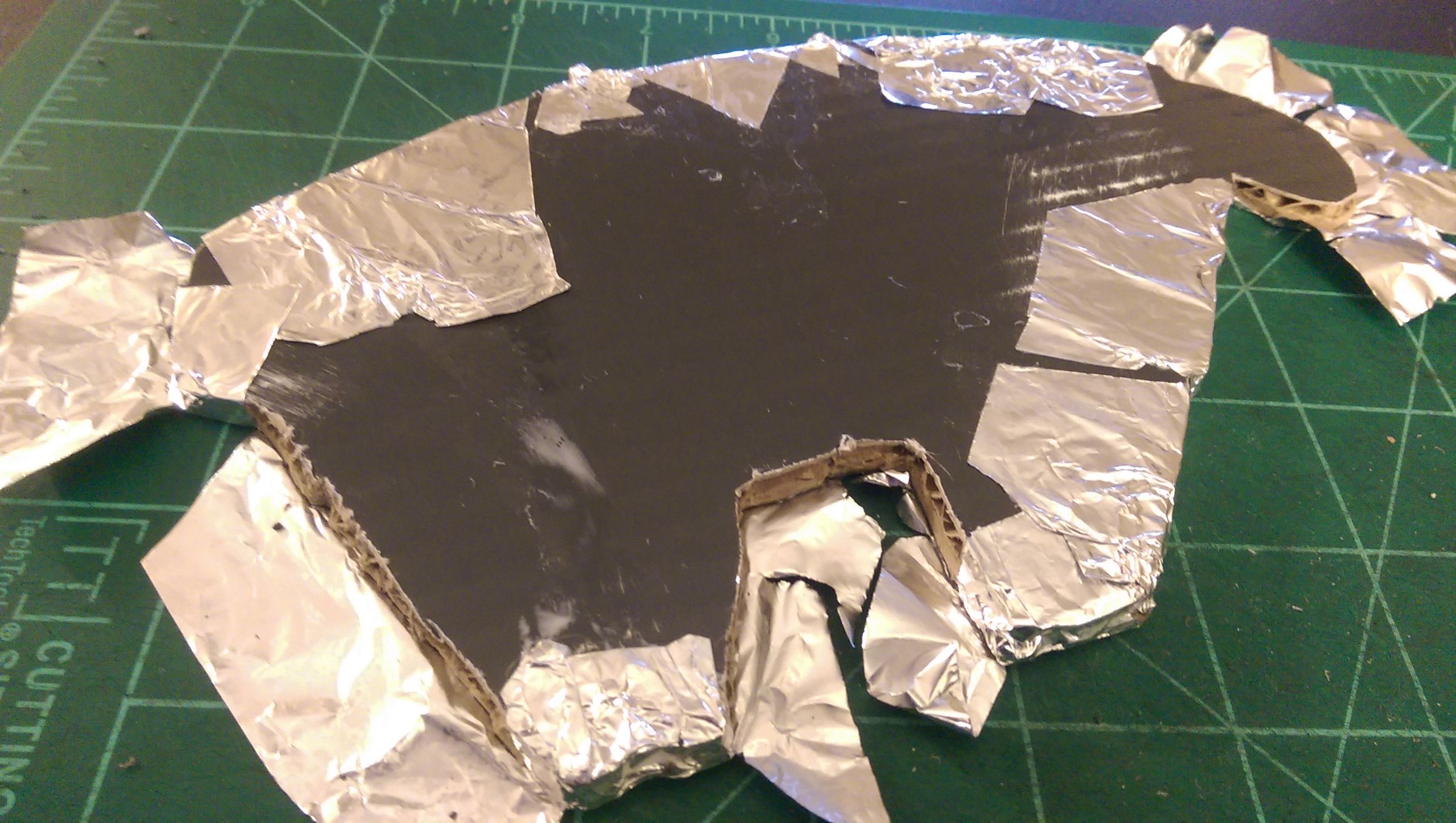 DIY Aluminum Foil Millennium Falcon : 6 Steps (with Pictures ...