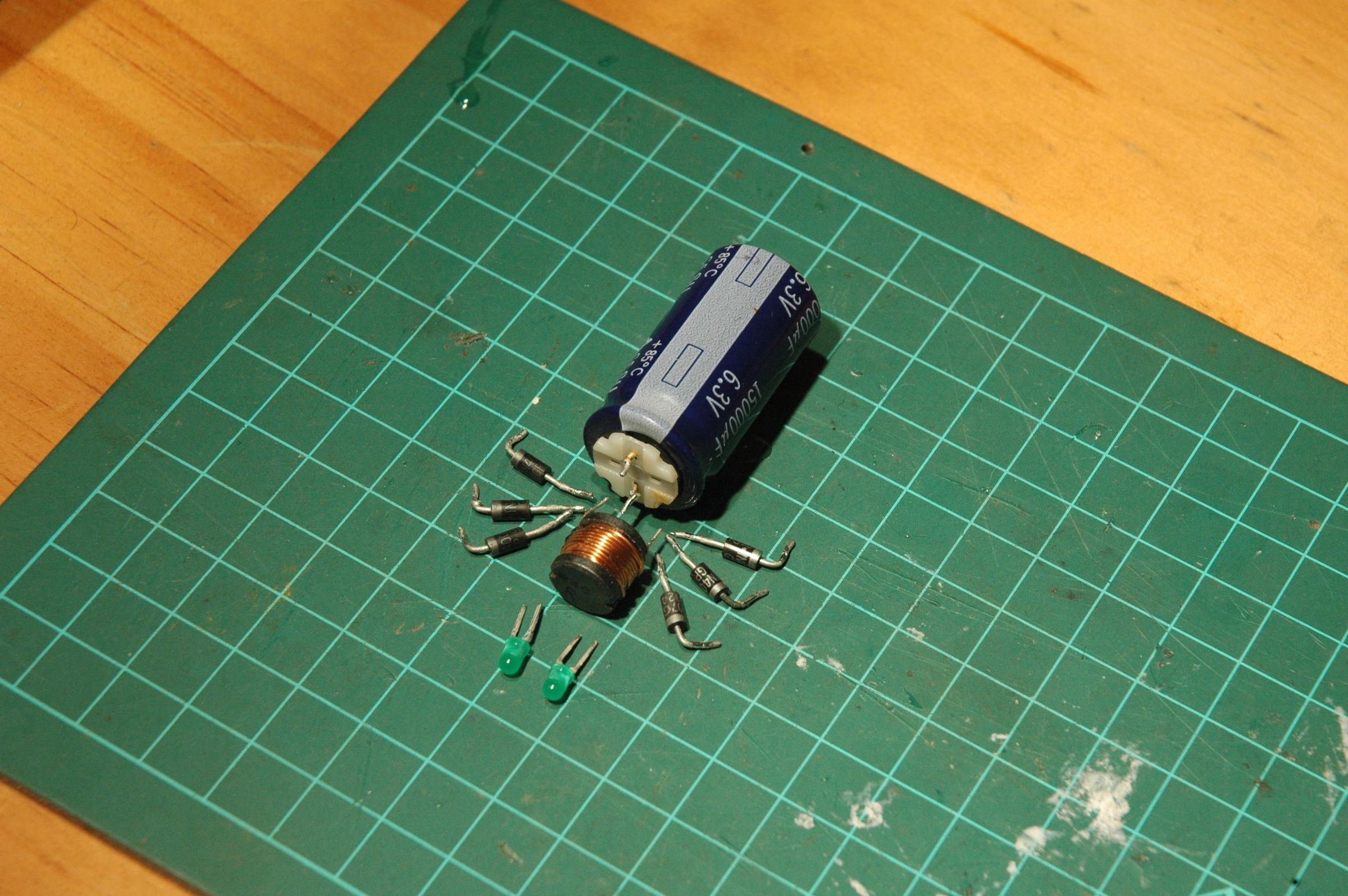 DIY E-waste Bug Sculptures From Recycled Electronics : 4 Steps (with ...