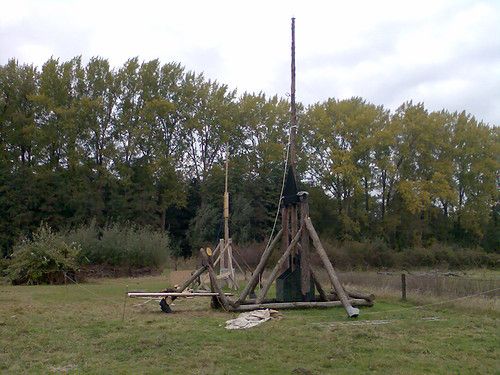 Homemade(selfmade) Trebuchet - Instructables