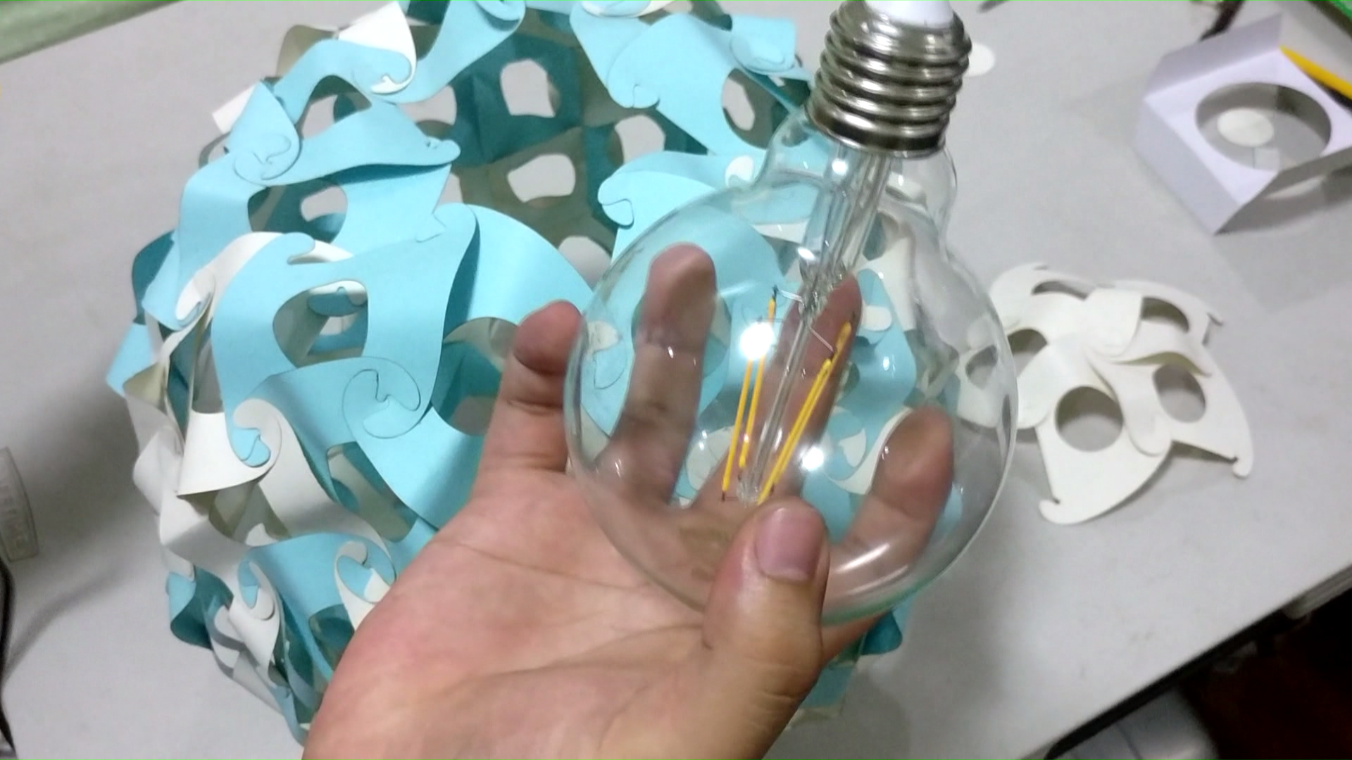 DIY Jigsaw Lamp : 8 Steps (with Pictures) - Instructables