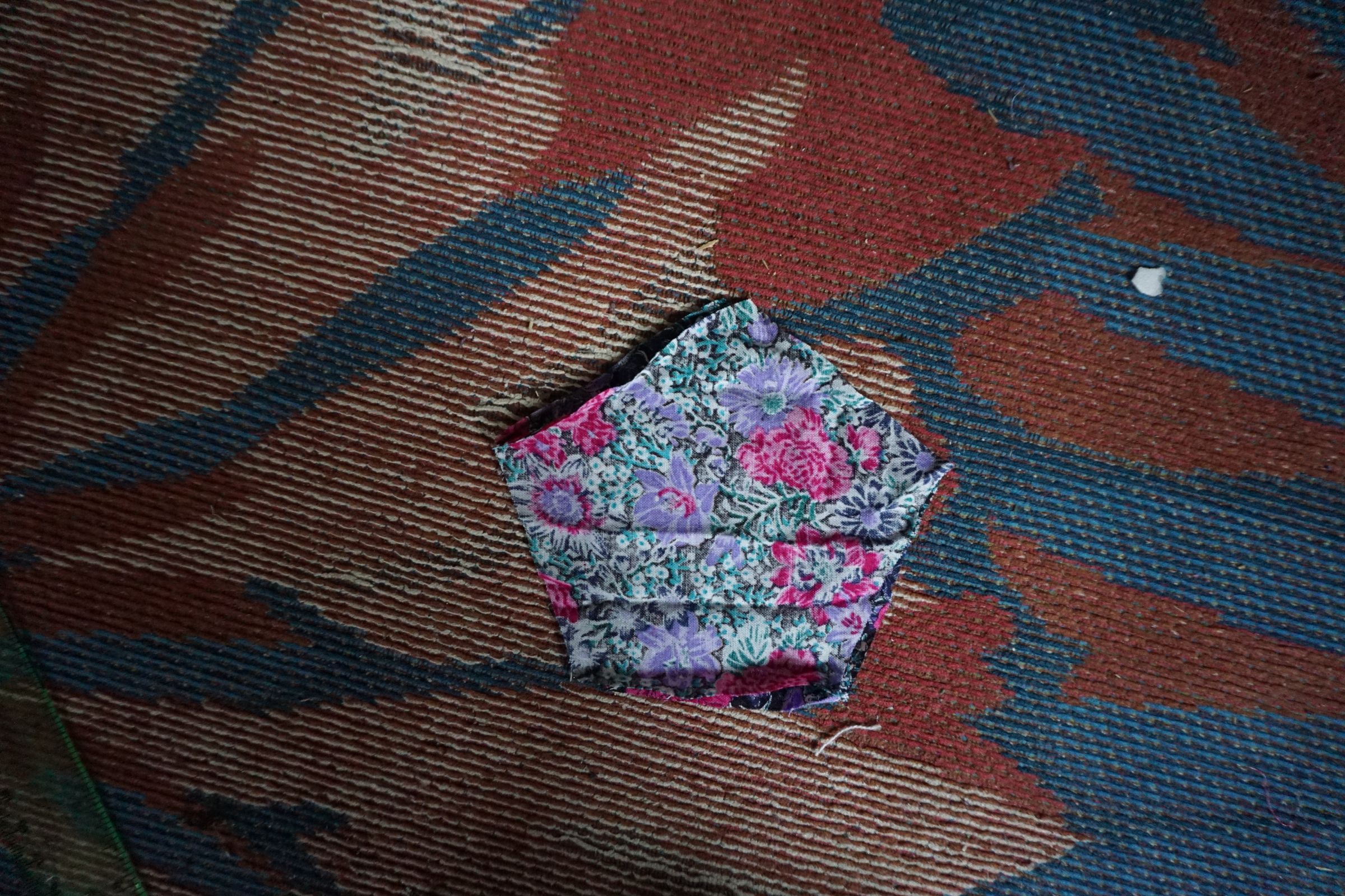 Beginner Sewing Projects: Wrist Pincushion : 4 Steps (with Pictures ...