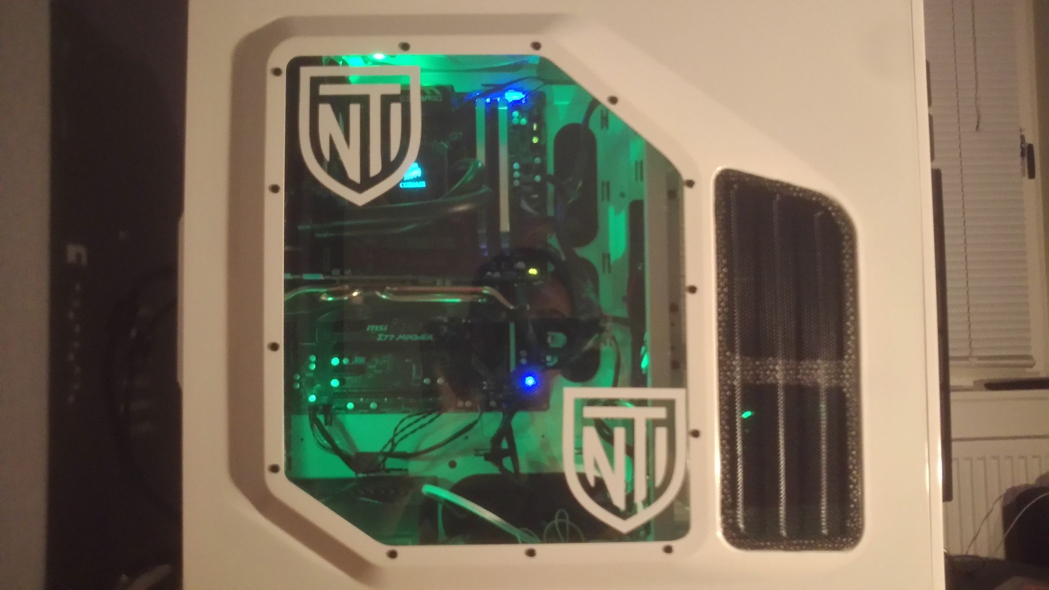 Bluetooth Controlled Chassi Lights : 11 Steps - Instructables