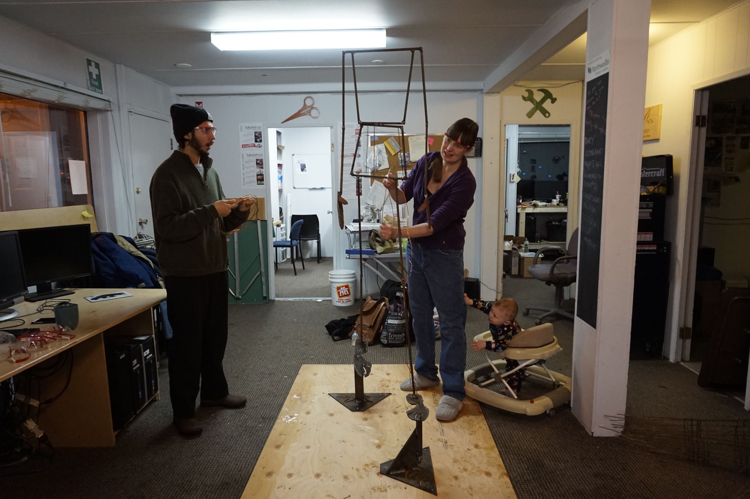 7-foot-tall Woman Wire Sculpture : 5 Steps (with Pictures) - Instructables