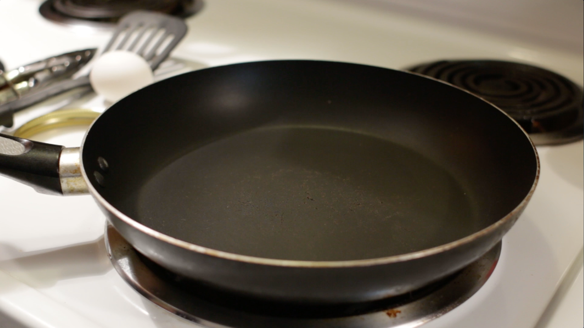 Cooking Eggs With Mason Jar Lid Rings - Kitchen Hack : 6 Steps (with ...