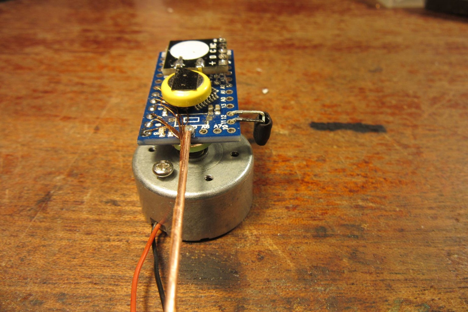 Arduino Wireless Power POV Word Clock : 8 Steps - Instructables Arduino Wireless Power POV Word Clock : 8 Steps - Instructables