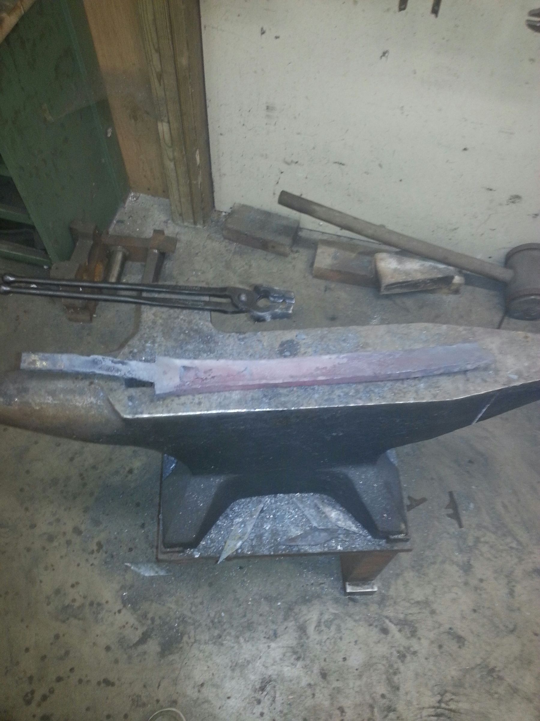 How to Make a Sword: a Comprehensive Guide : 17 Steps (with Pictures ...