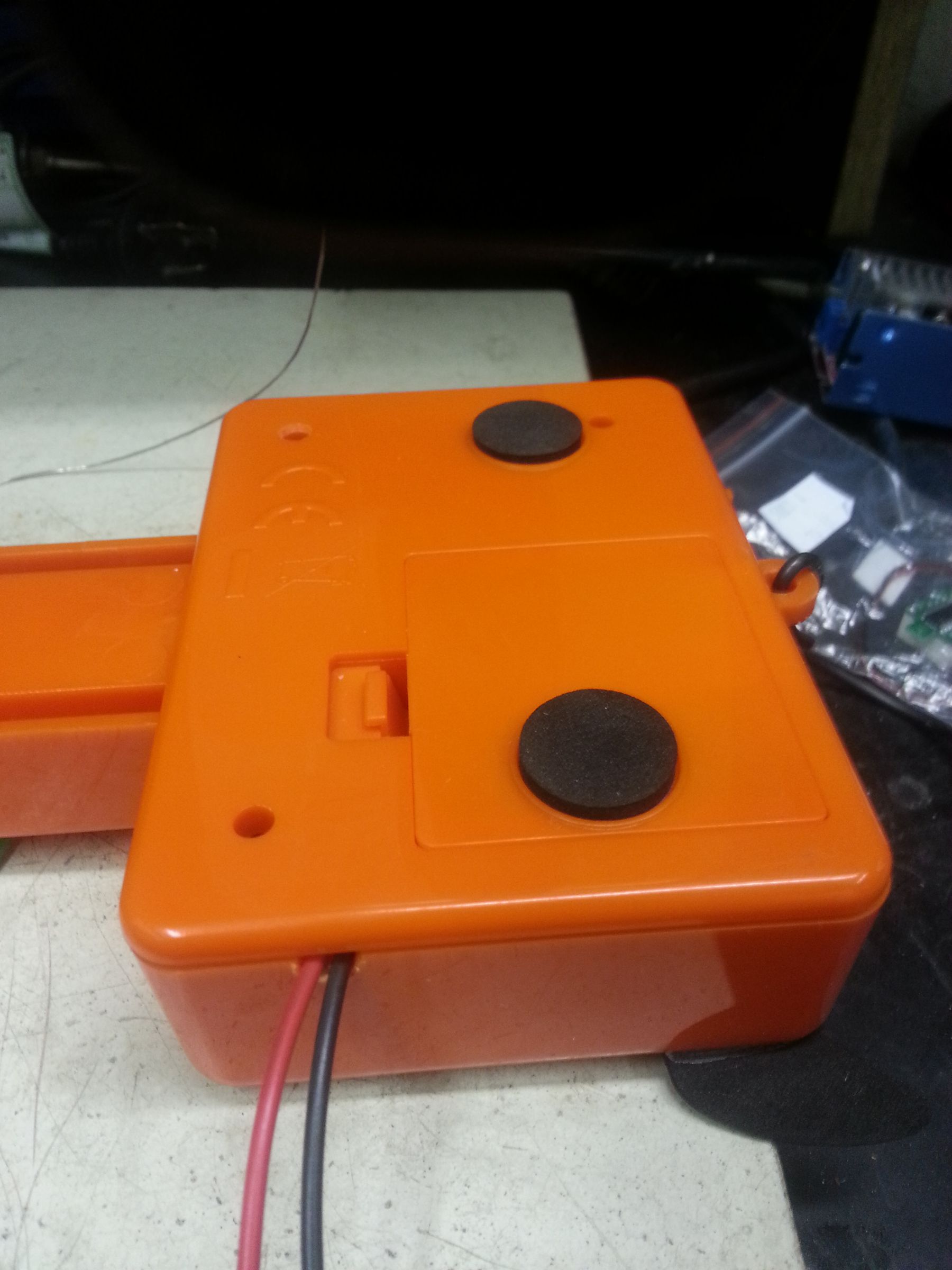 FLING-AMA-STRING ULTIMATE UPGRADE: MOTION SENSOR &TIMER HAS CAT TURN IT ...