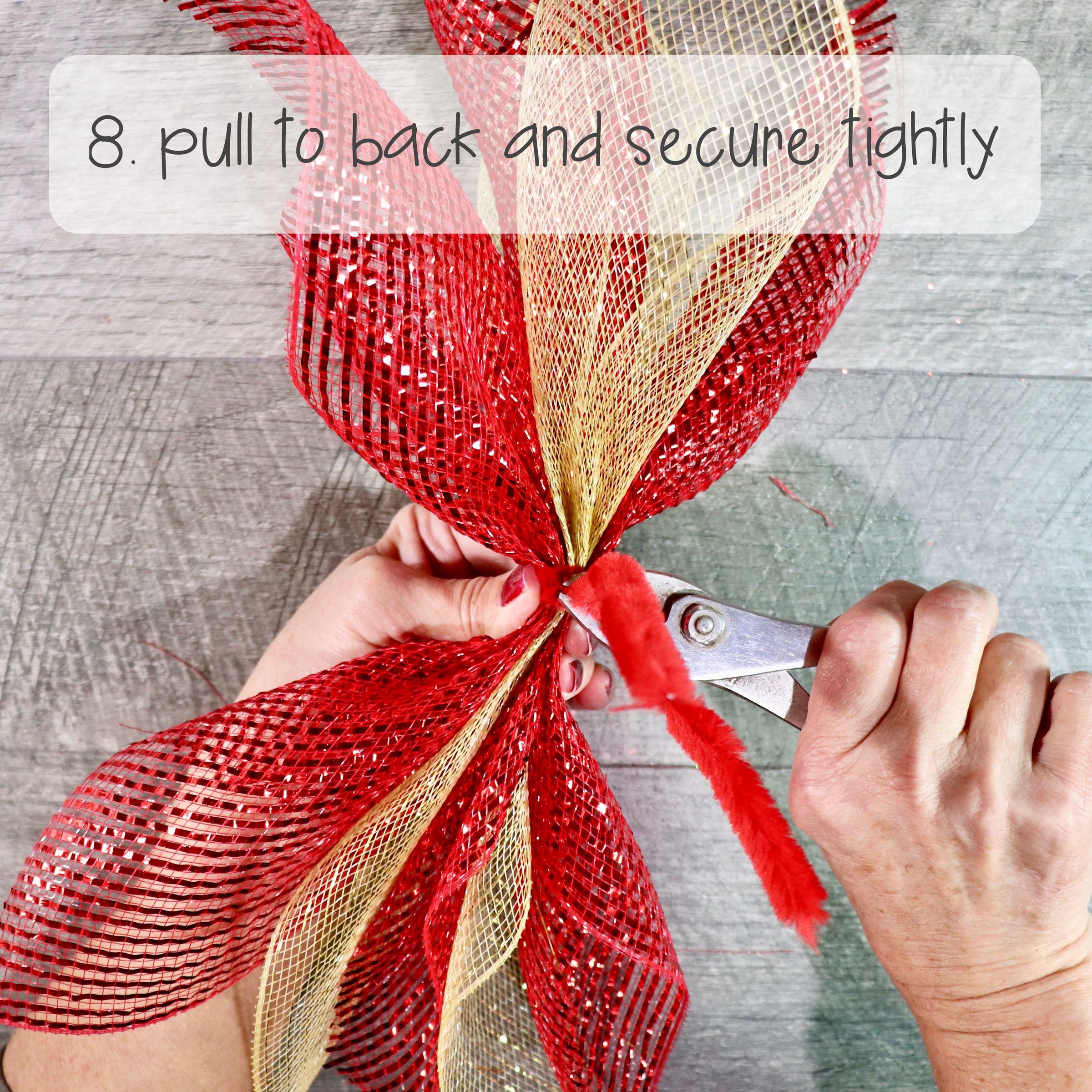 Holiday Decorative Gift Bows : 5 Steps - Instructables