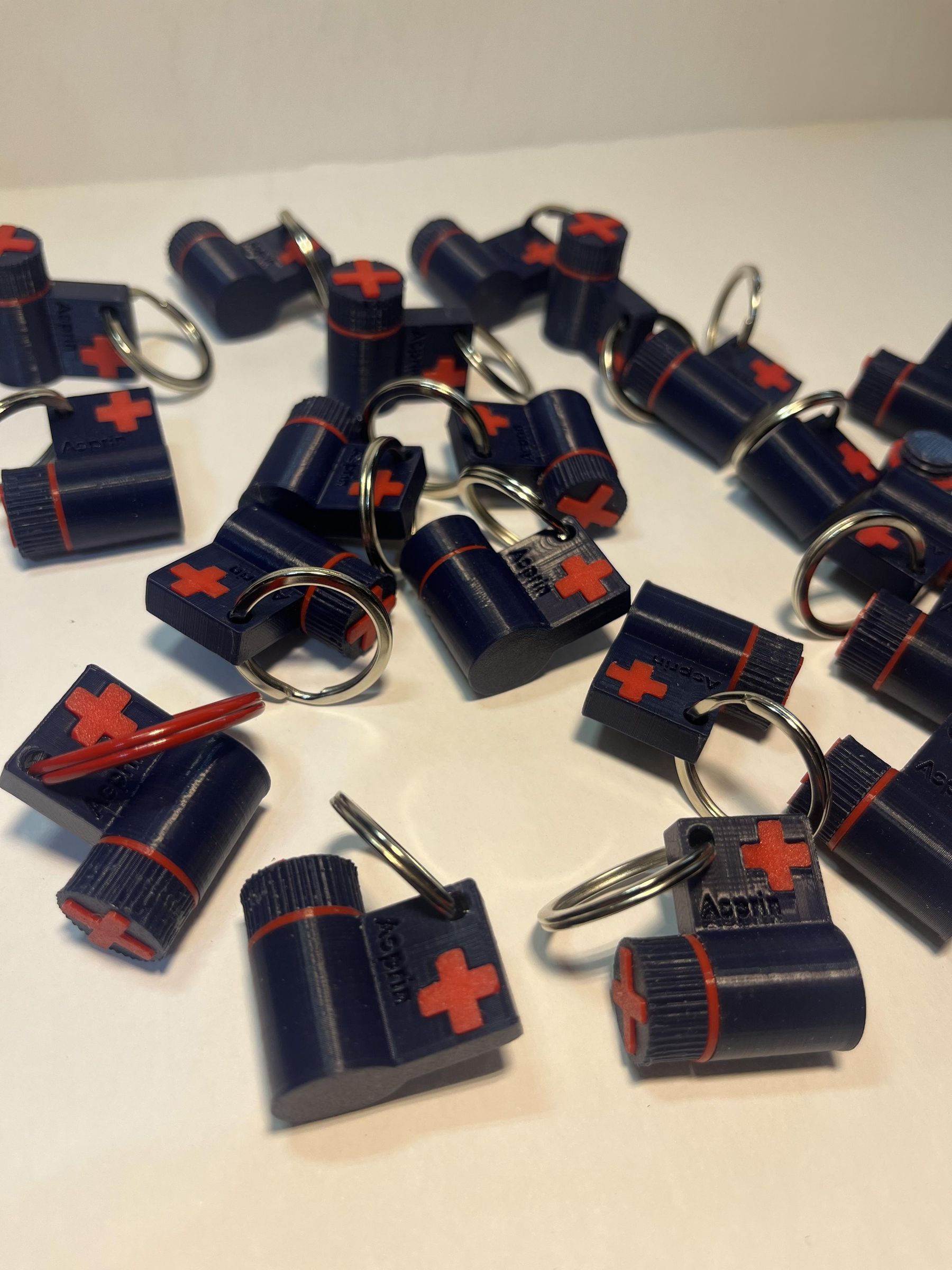 Emergency Aspirin Container for Heart Attack Prevention : 3 Steps (with ...