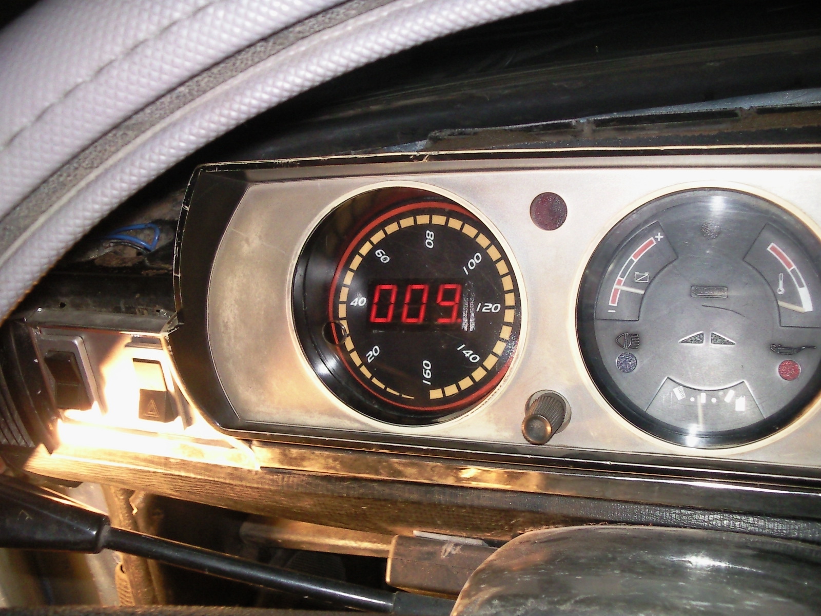 Digital Multimeter for Your Car : 5 Steps - Instructables