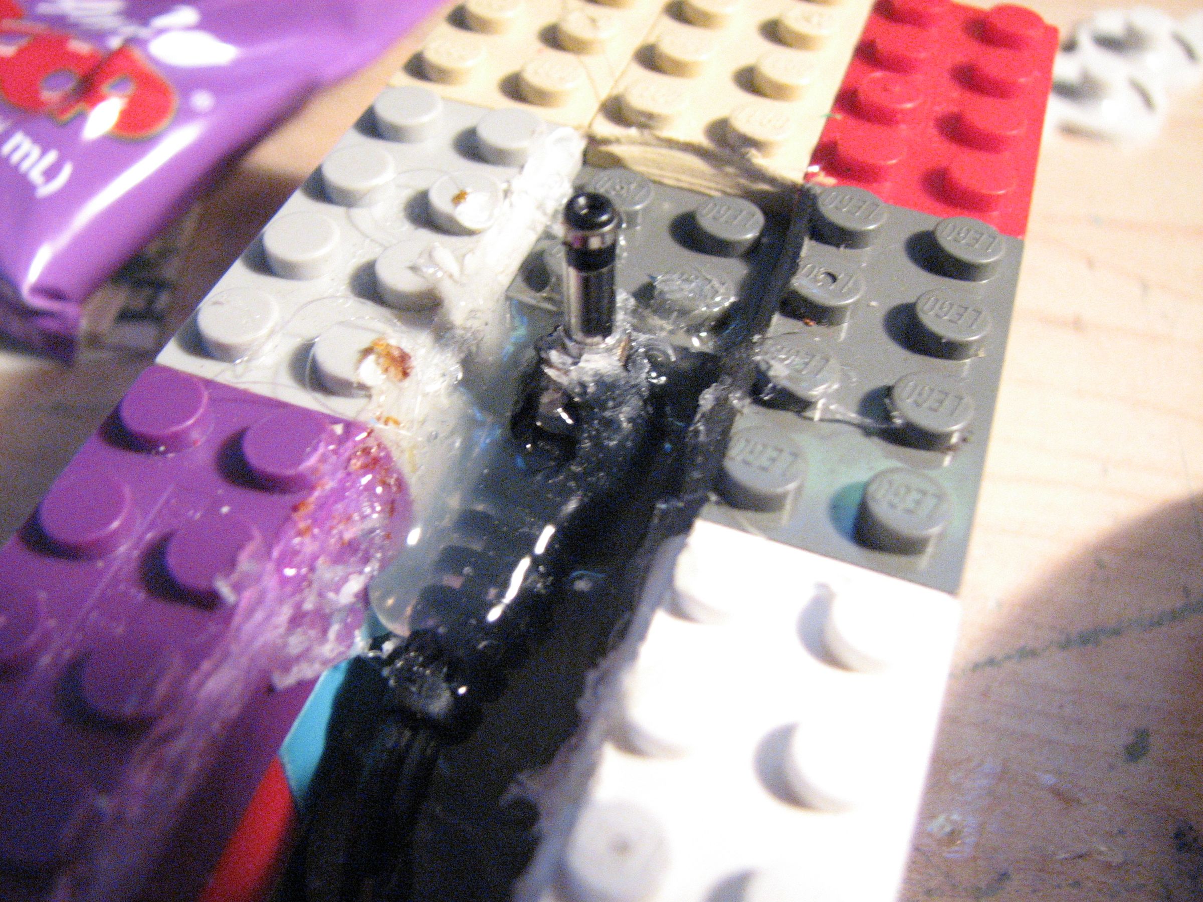 Charging Dock for a NES Controller Cellphone!!! : 7 Steps - Instructables