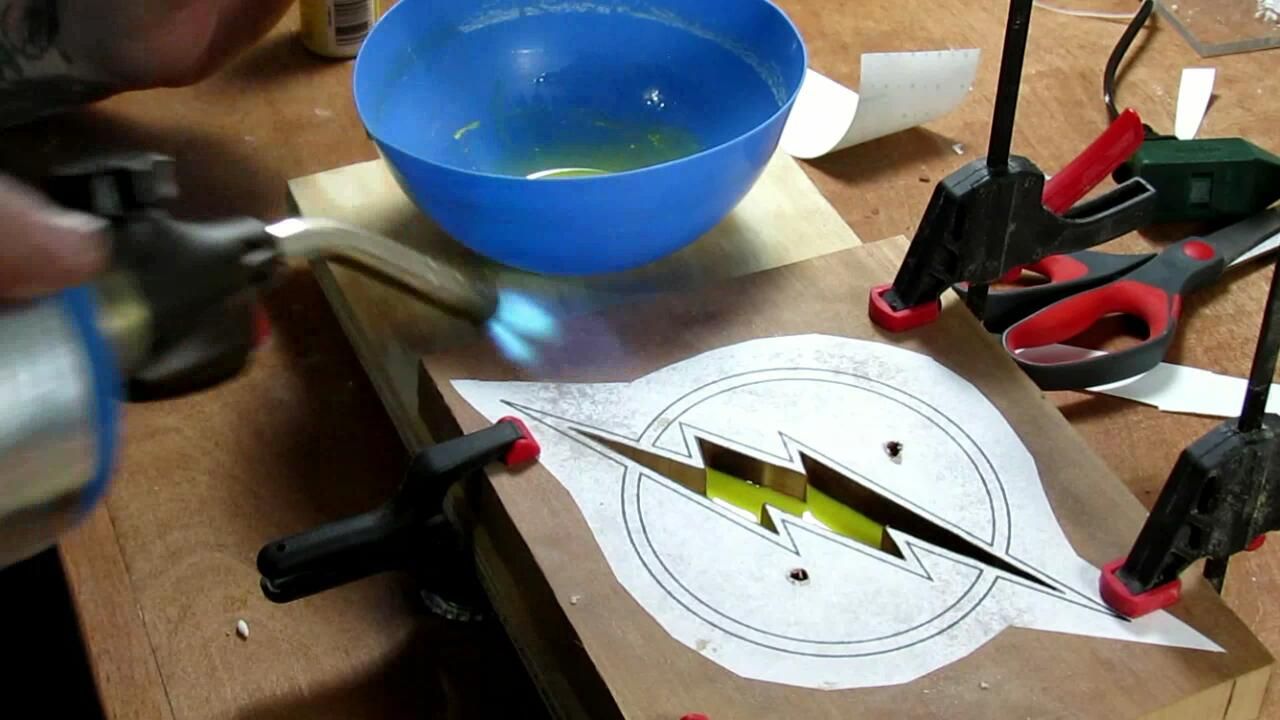 Make a Flash Emblem : 9 Steps (with Pictures) - Instructables