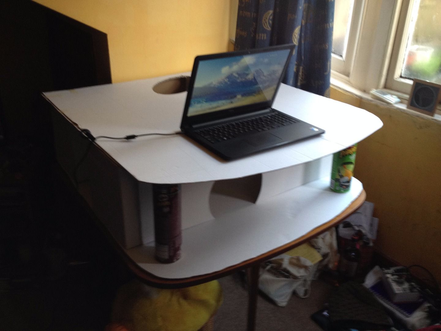 Cheap and Cheerful "CaTable" : 6 Steps (with Pictures) - Instructables