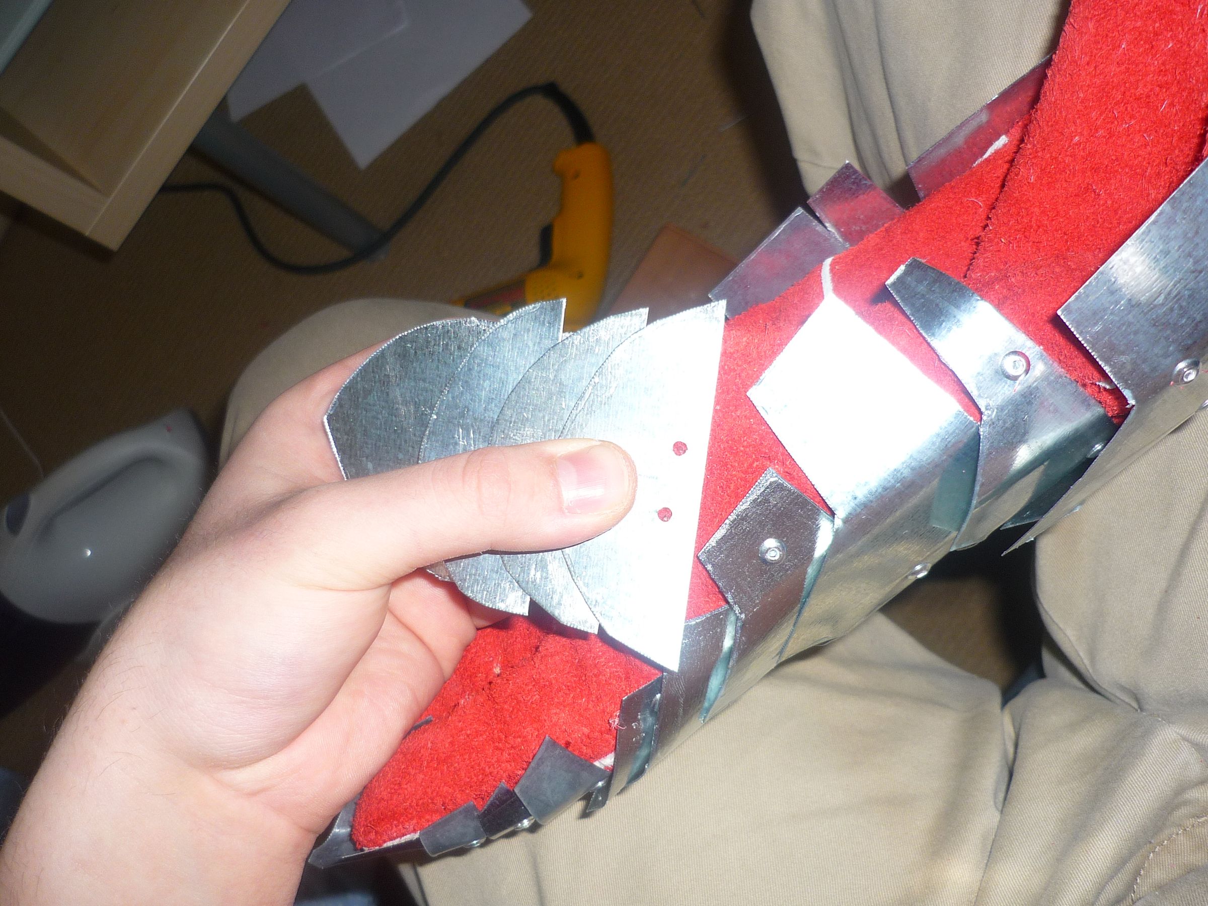 Building a Medieval Gauntlet : 11 Steps (with Pictures) - Instructables