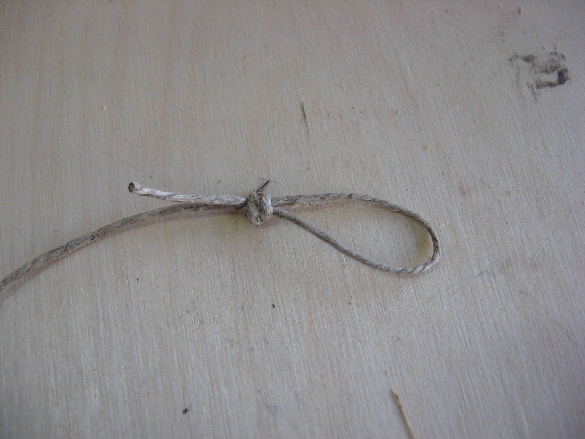Classic Witch's Broom : 6 Steps (with Pictures) - Instructables