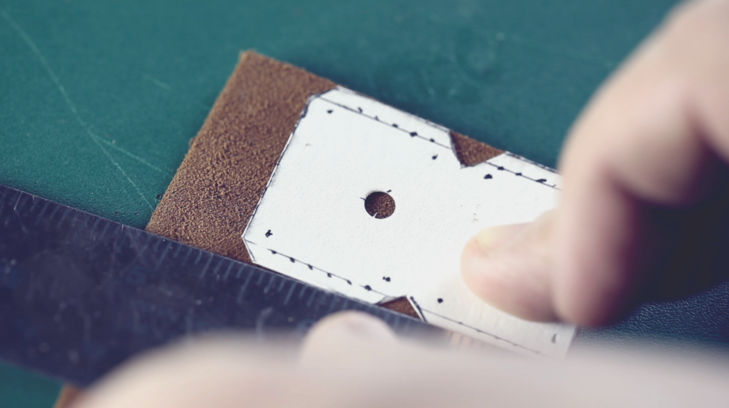 Leather Key Cover : 6 Steps (with Pictures) - Instructables