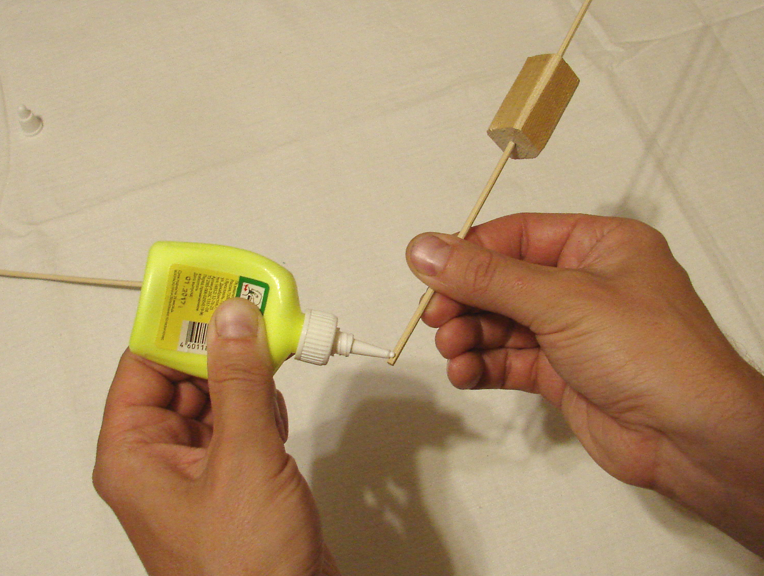 Desk Aerobatics : 23 Steps - Instructables