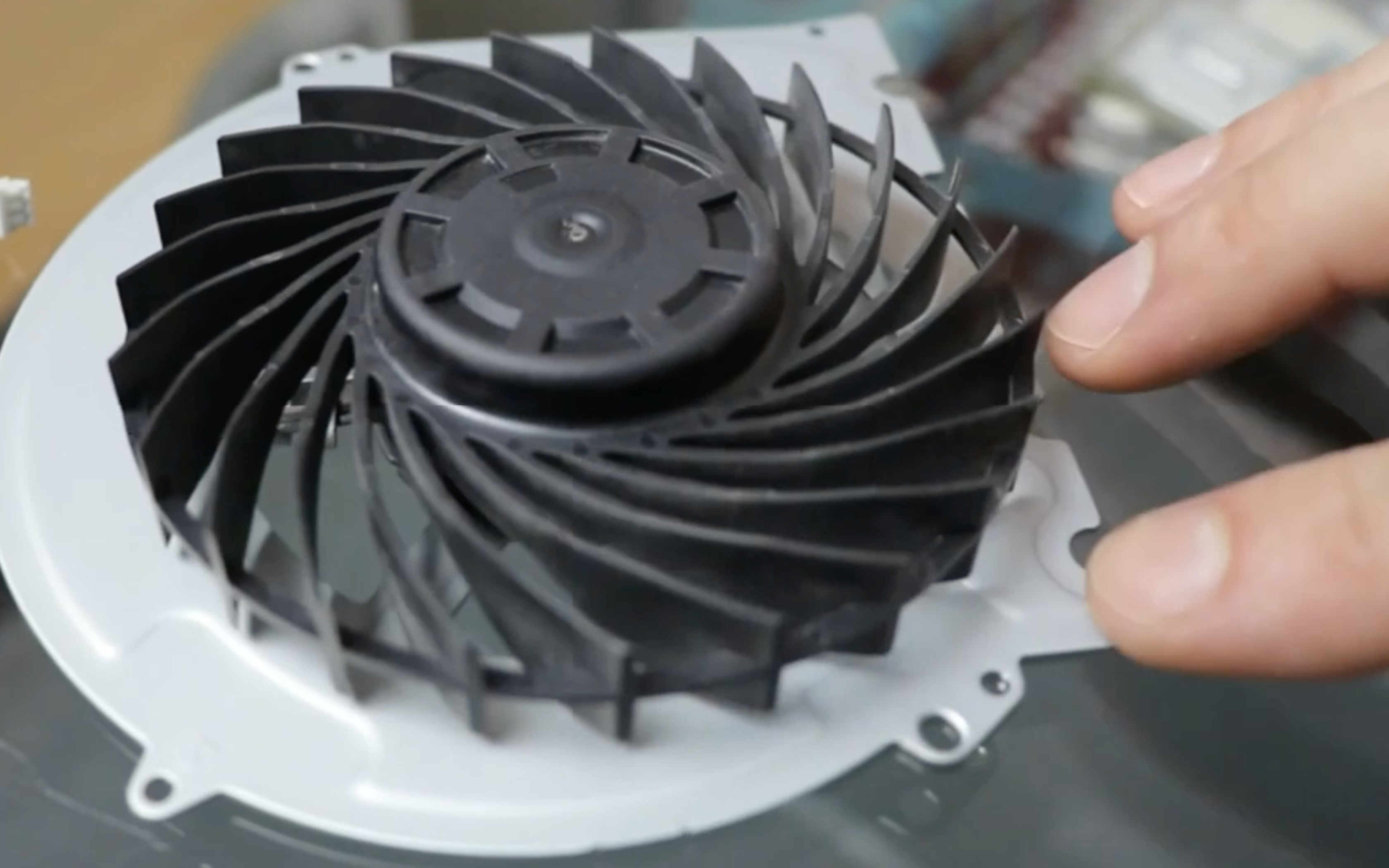 PS4 Slim Cleaning: Fix Loud Fan & Thermal Paste Change : 12 Steps (with ...