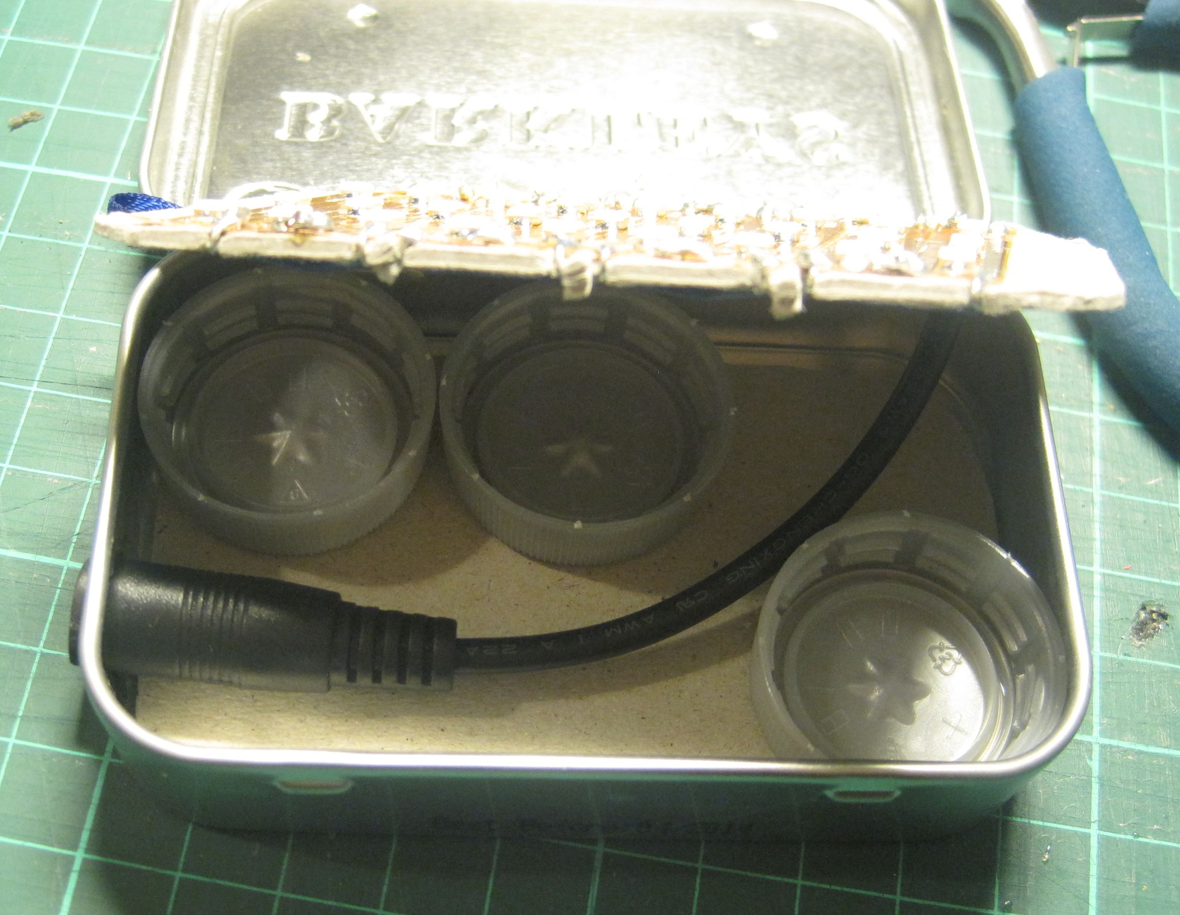 Blue LED Light Box in an Altoids(-like) Tin : 11 Steps (with Pictures ...