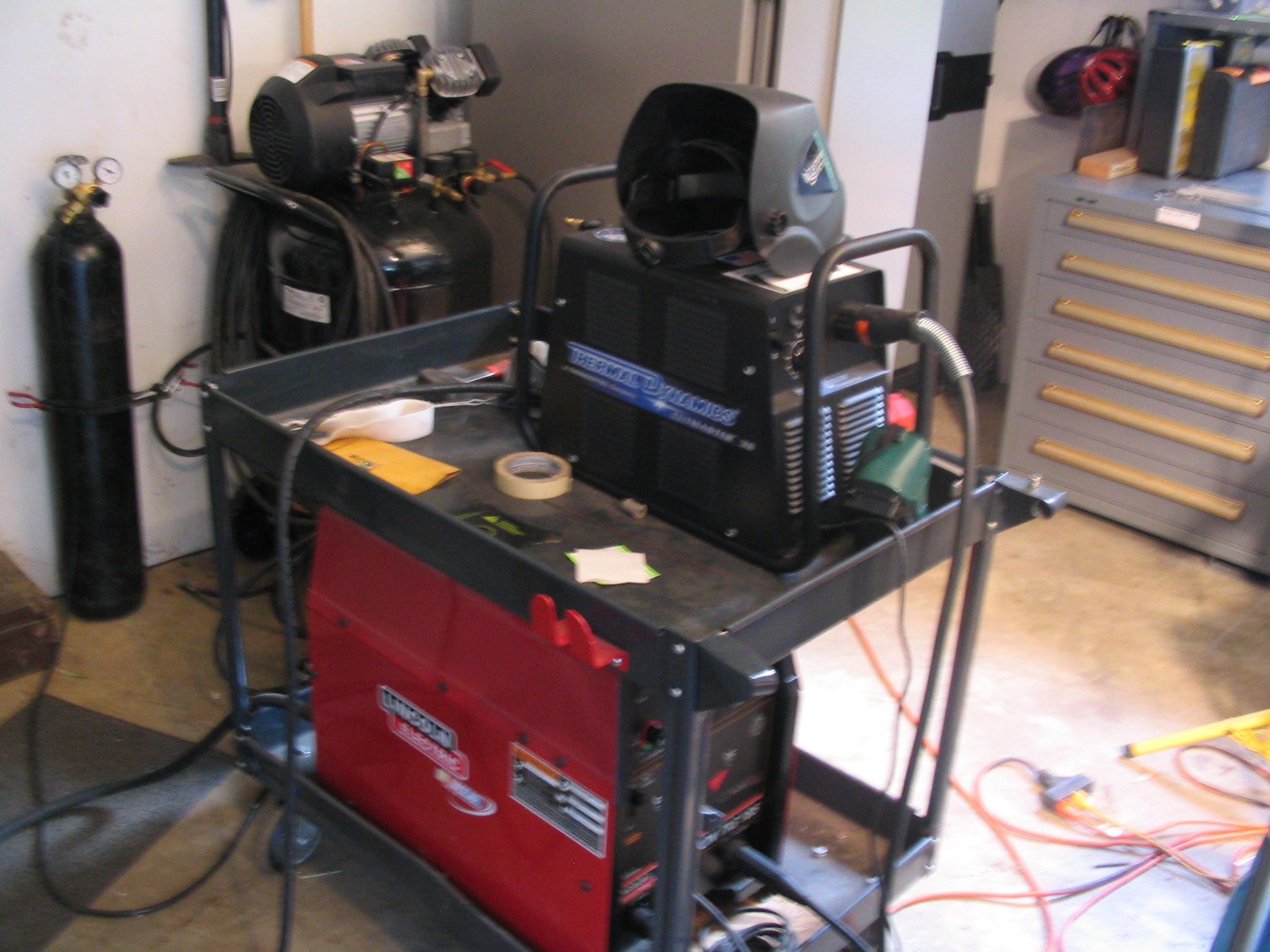 Giant Metal Animatronic Cyborg Hand of DOOM! : 10 Steps (with Pictures ...