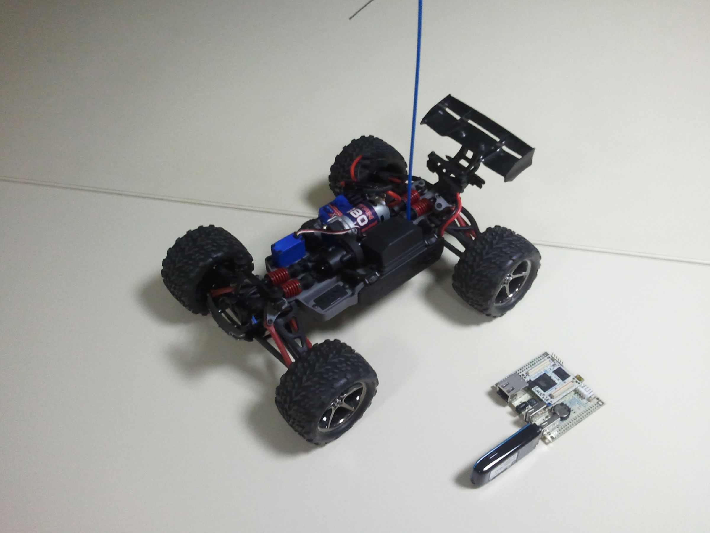 Mobile Earth Rover Two - 3.5G Exploration : 8 Steps (with Pictures ...