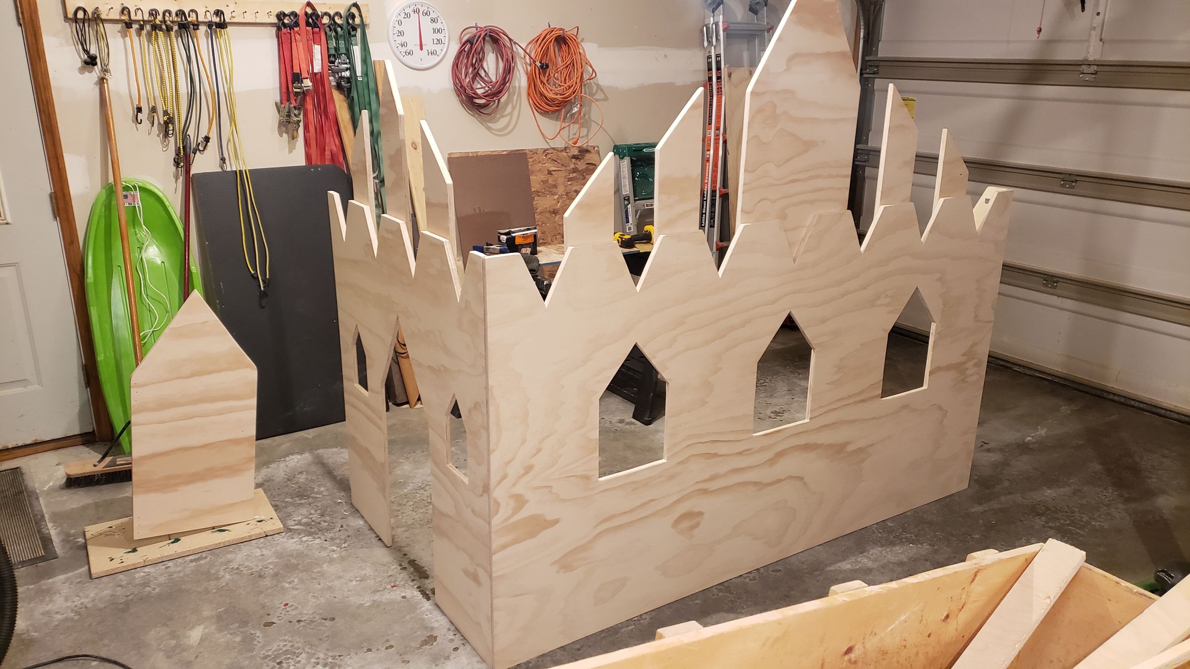 Under-the-Stairs Elsa Ice Castle : 13 Steps (with Pictures) - Instructables