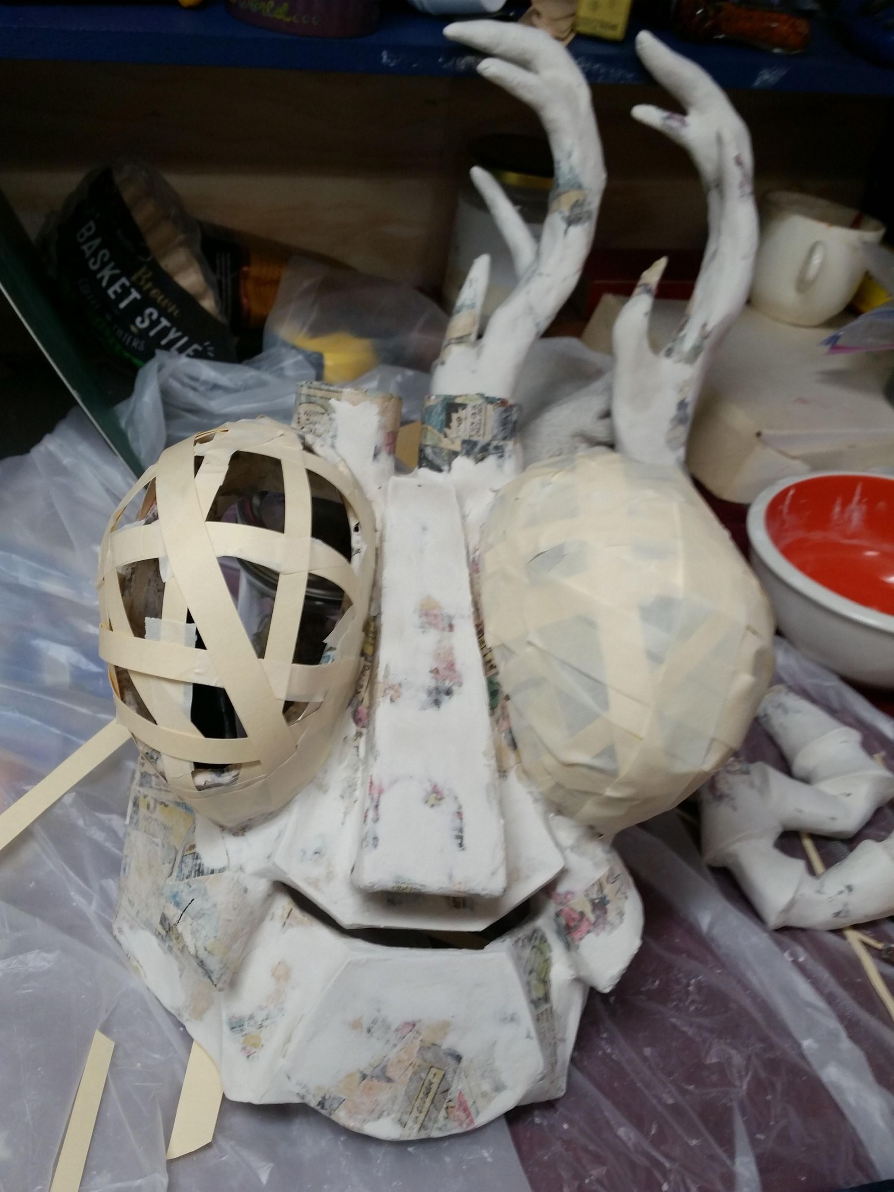 Buck Grasshopper Mask : 9 Steps (with Pictures) - Instructables