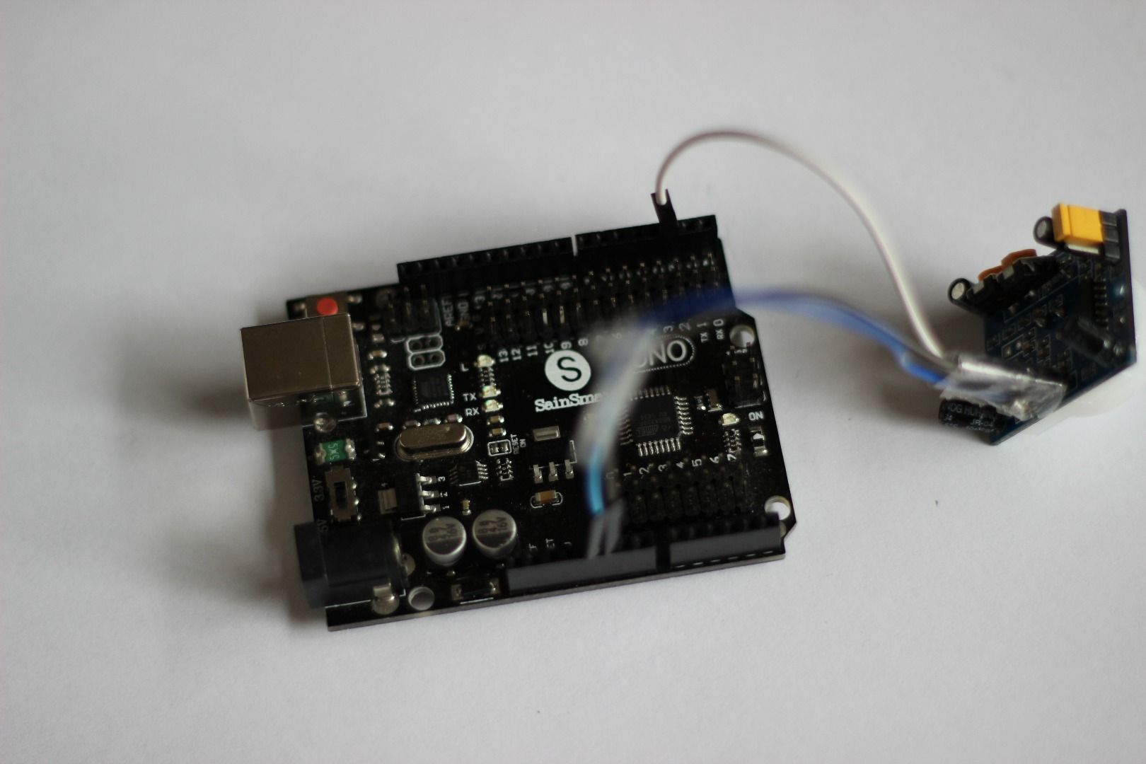 ARDUINO MOTION SENSOR - Instructables