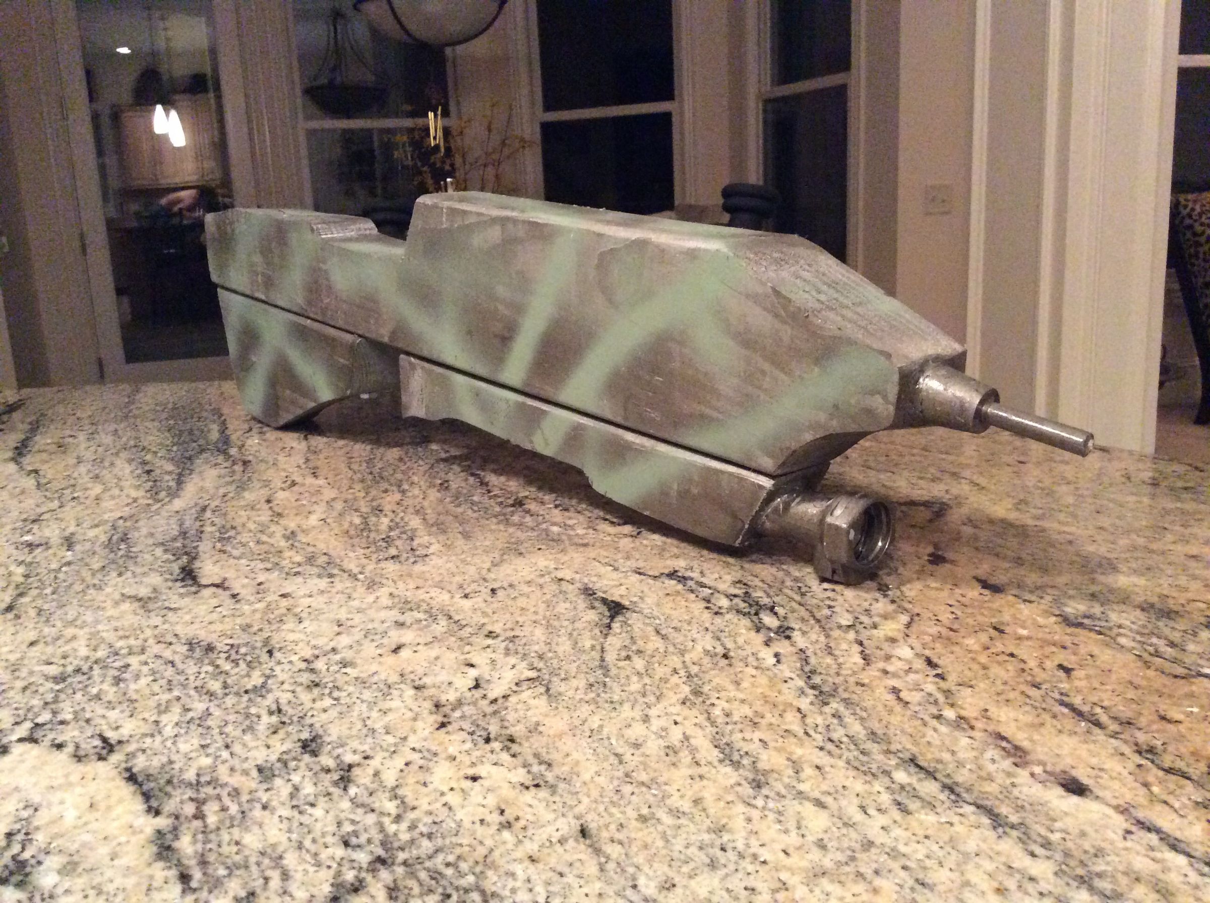 Easy Wooden Non-shooting Halo Assault Rifle Replica : 3 Steps ...